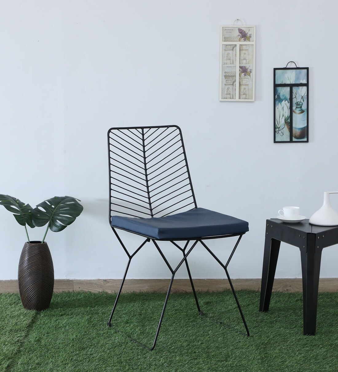 Buy Aidoo Metal Cafe Chair In Black Finish at 1% OFF by Bohemiana from ...