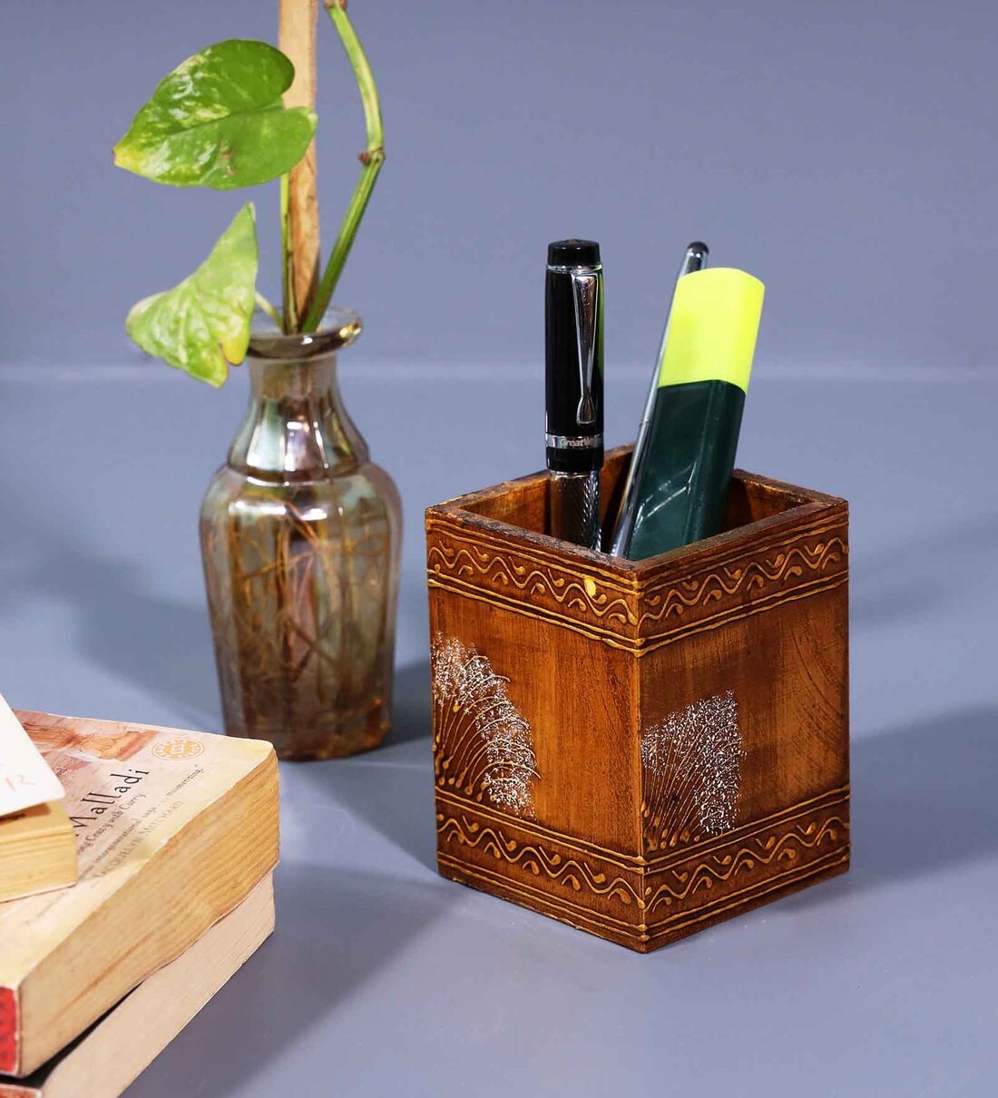 Buy Antique Inspired Wooden Pen Stand at 17% OFF by Fanusta | Pepperfry