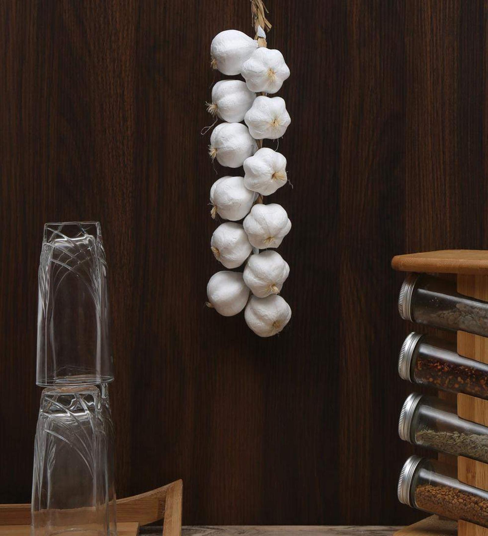 Buy Artificial Garlic Bunch White Plastic 1 VEGETABLE BUNCH at 27% OFF ...