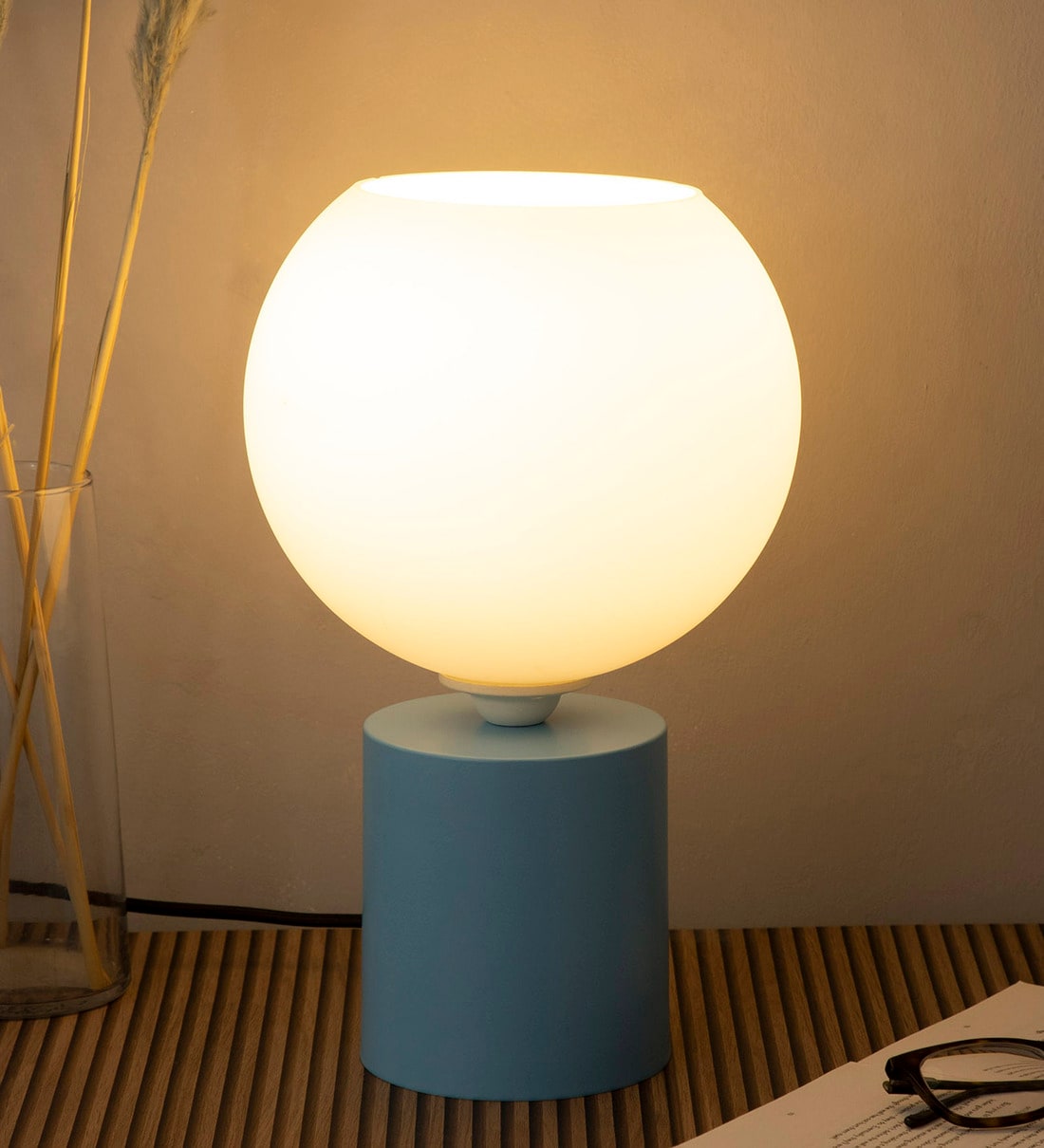 Buy Bixa Blue Metal Table Lamp at 32% OFF by Shoppeefry | Pepperfry