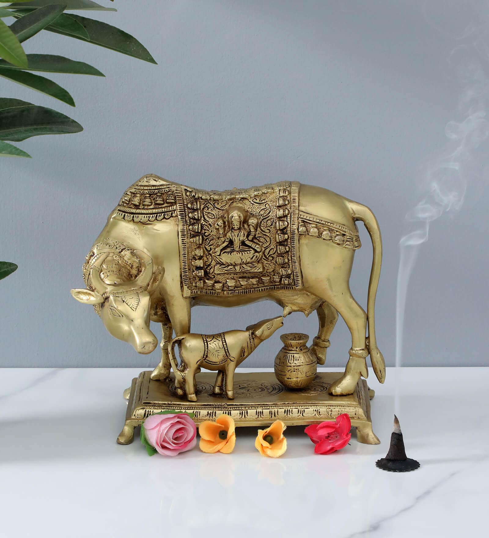 Buy Kamdhenu-Cow with Calf Gold Brass Idols at 20% OFF by Rhapsodically ...
