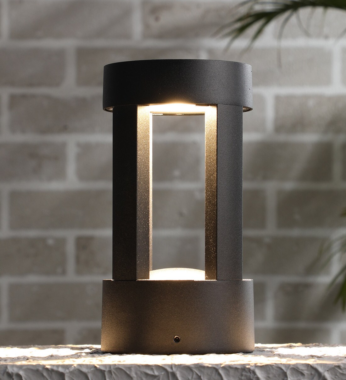 Buy Abatis Black Metal Gate Light by Jainsons Emporio at 19% OFF by ...