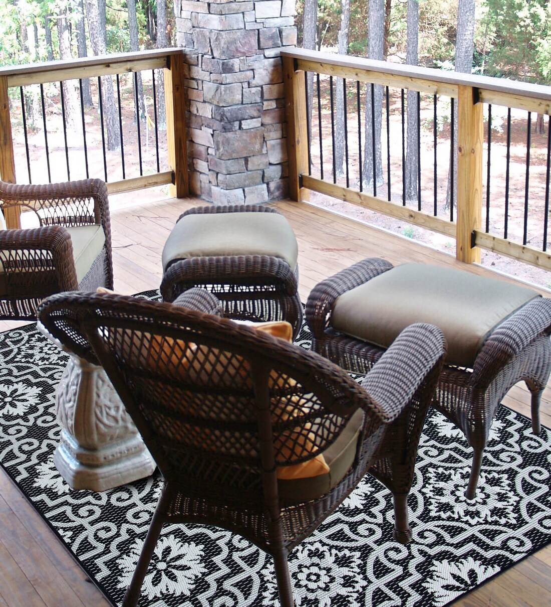 Buy Black Persian Polypropylene 5 ft x 7 ft Machine Made Carpet by ...