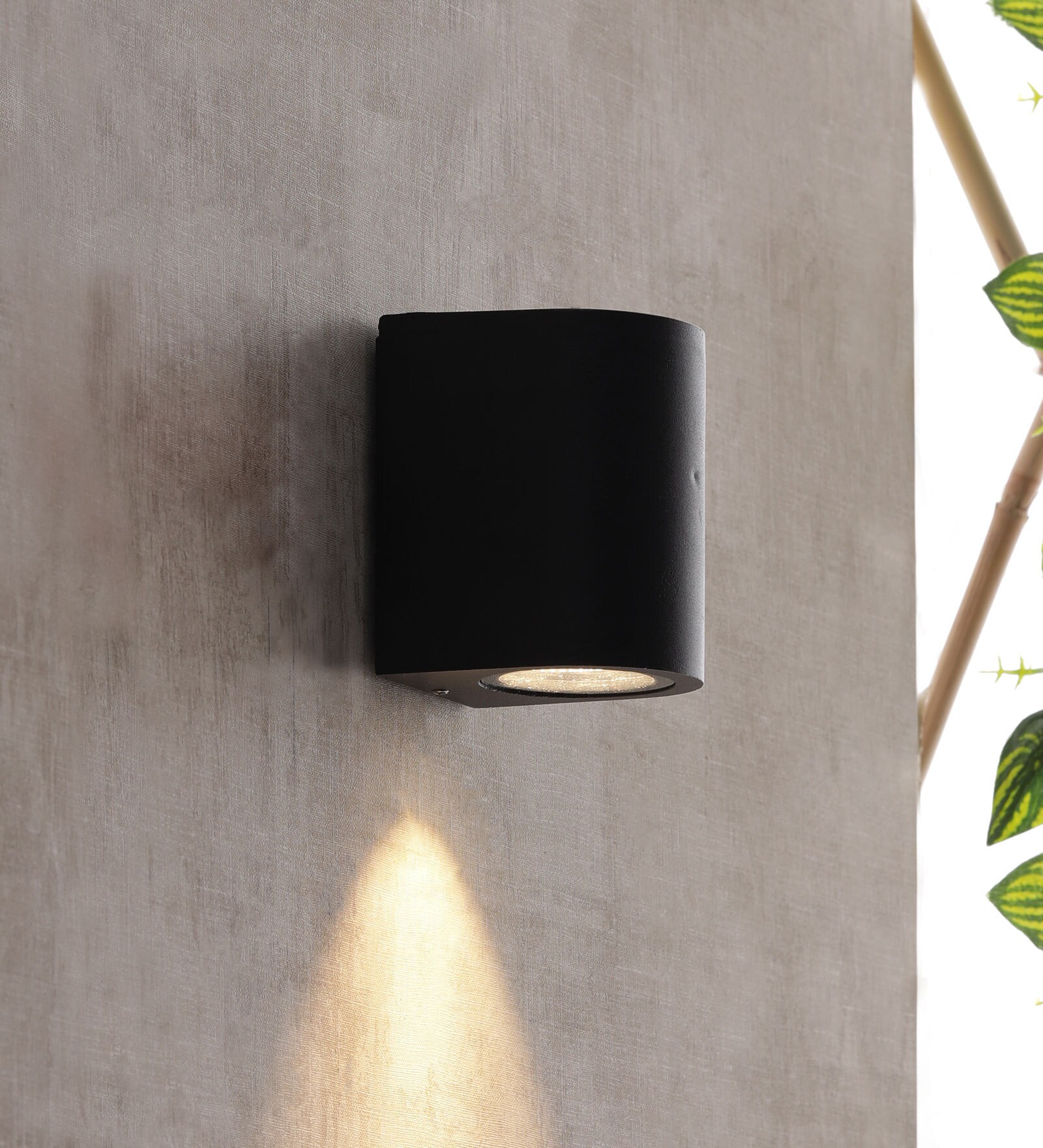 Buy Black Metal Grok Wall Mounted Light by Jainsons Emporio at 27% OFF ...