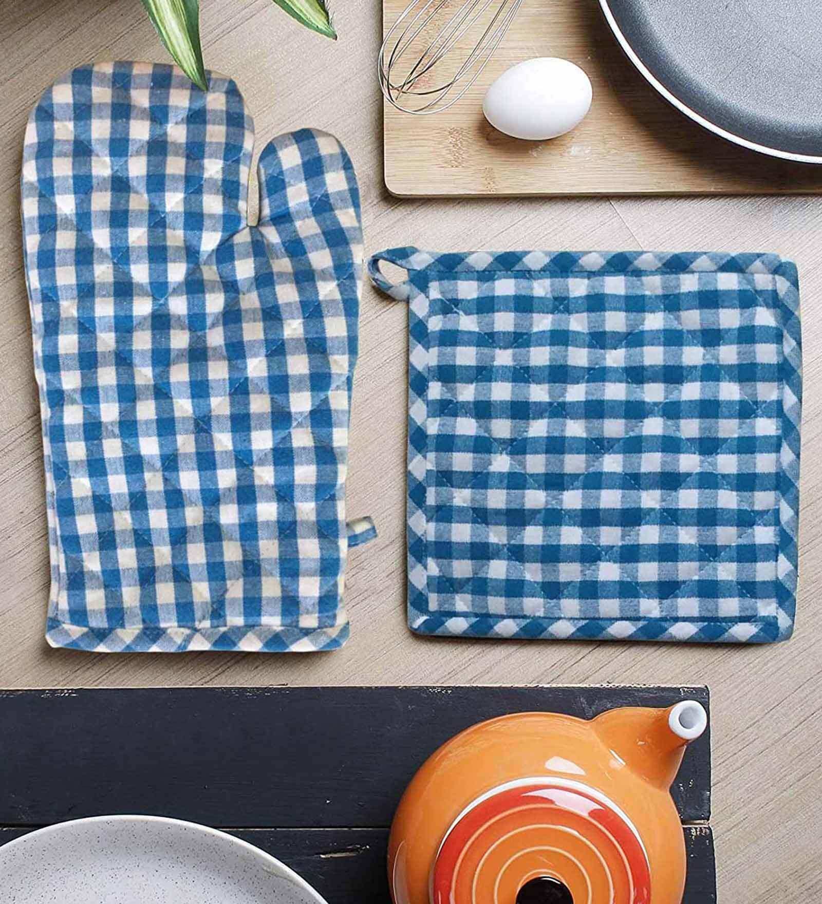 Buy Checkered Blue & White Cotton (Set of 2) Oven Mitten & Hot Pot at ...