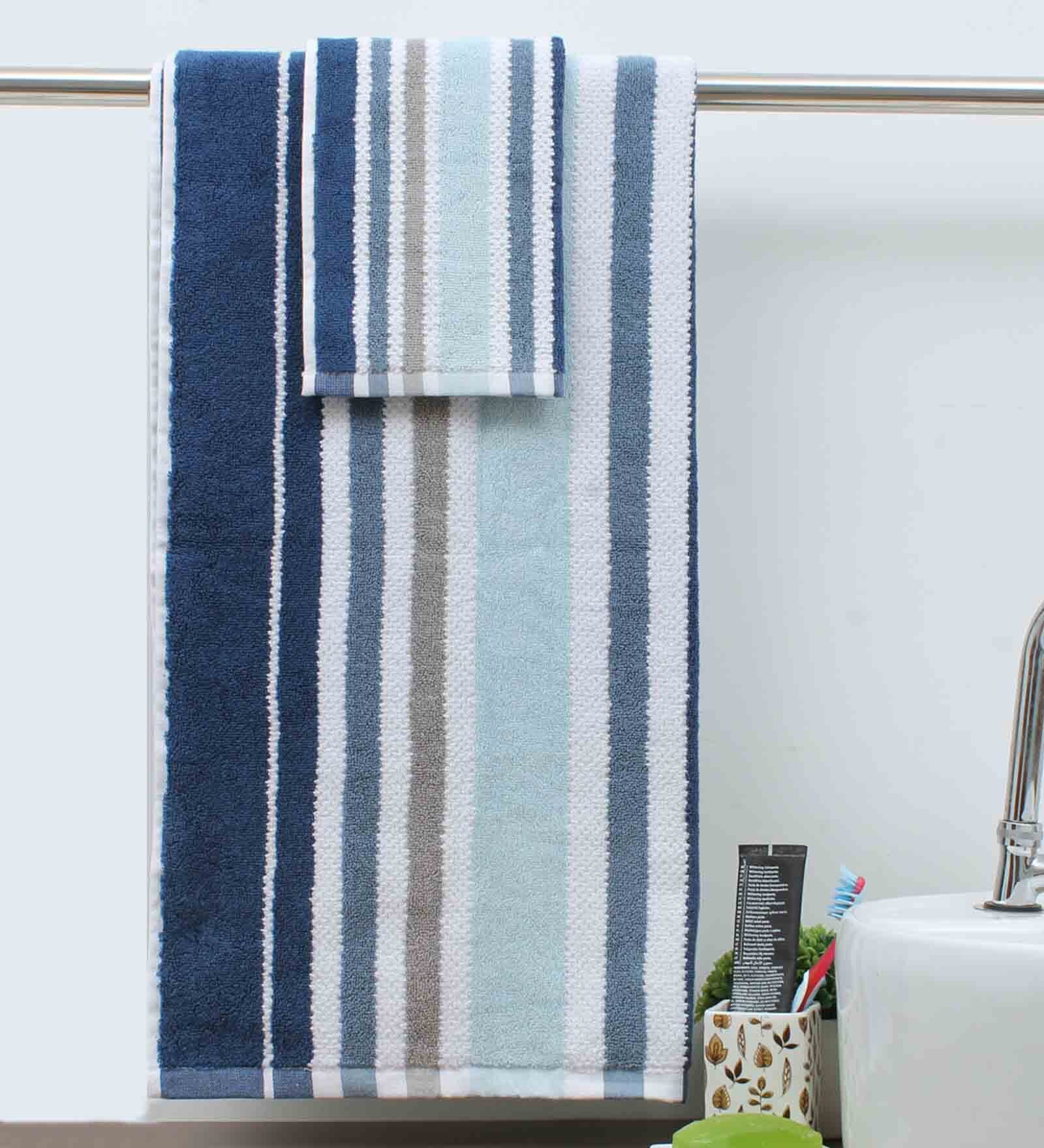 Buy Blue Geometric 550 GSM 100 % Cotton 4 Pieces Towel Set by AVI Living at 33% OFF by AVI ...