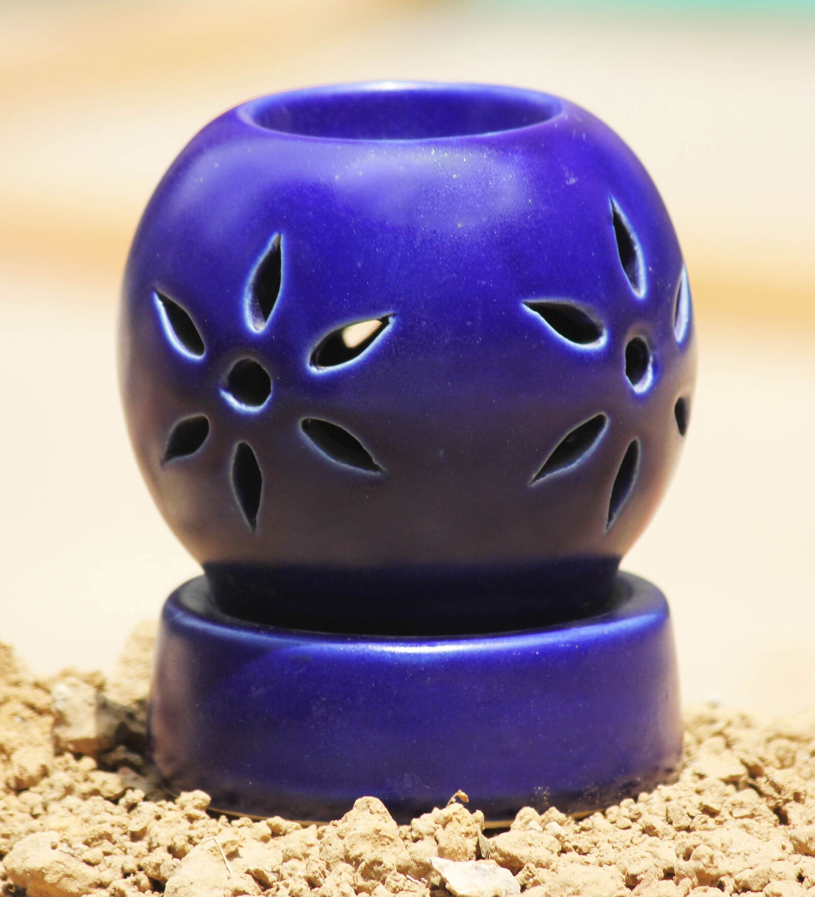 Buy Blue Ceramic Electric Diffusers By Brahmz at 30% OFF by Brahmz ...