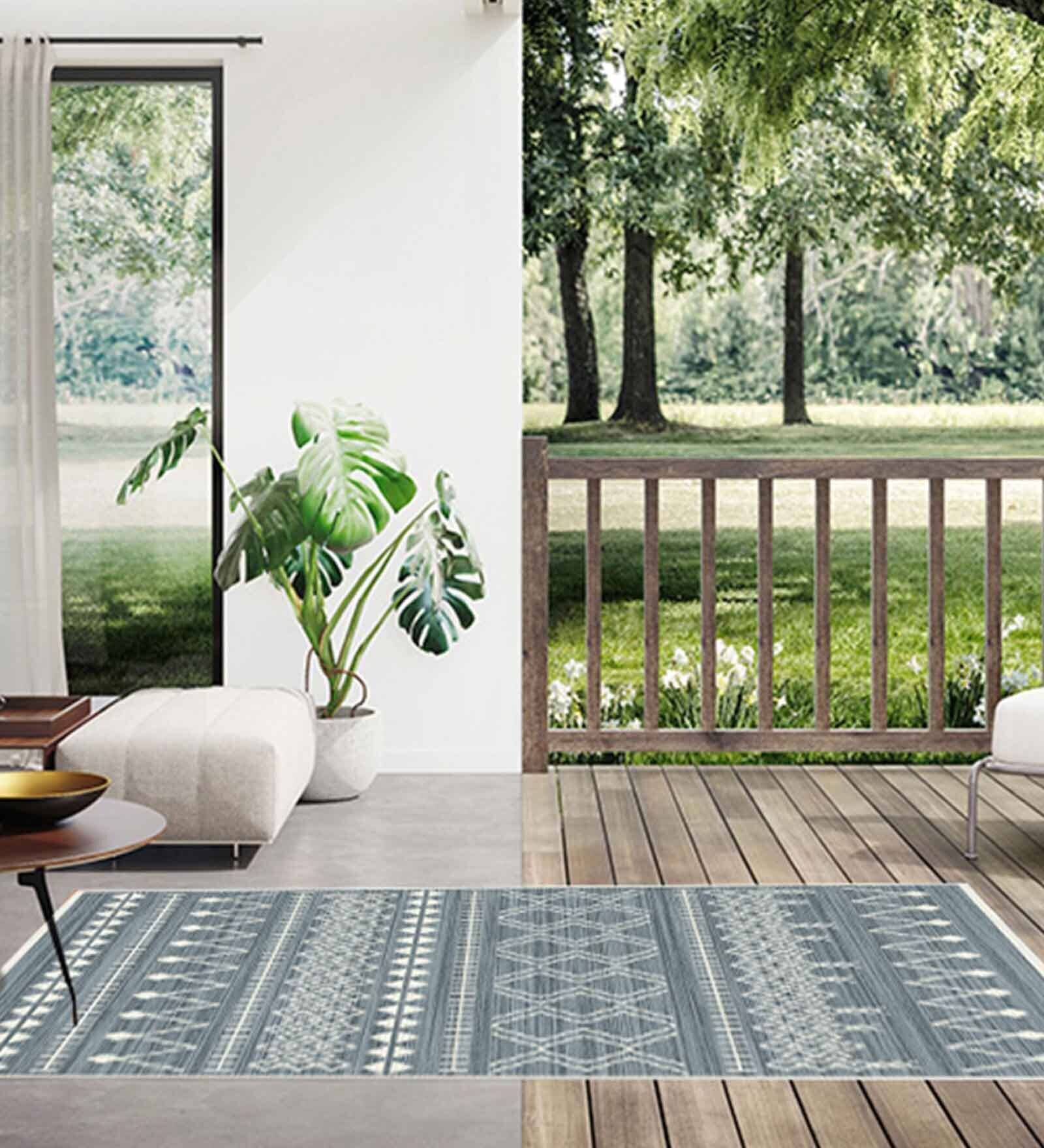 Buy Blue Polypropylene Geometrical 4 x 6 Feet Machine Made Carpet at 6% ...