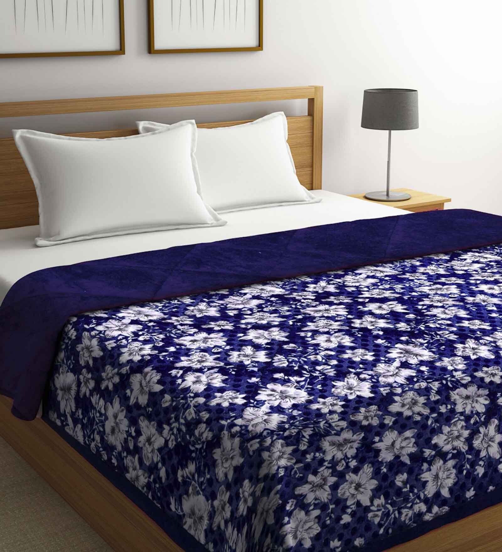 Buy Blue Wool Floral 800 GSM Double Bed Quilt by Klotthe at 67% OFF by ...