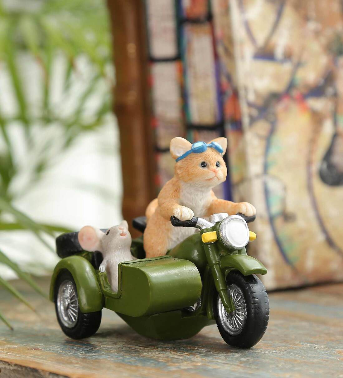 Buy Cattus Cat Resin Table Accent Piece at 3% OFF by Home4U | Pepperfry