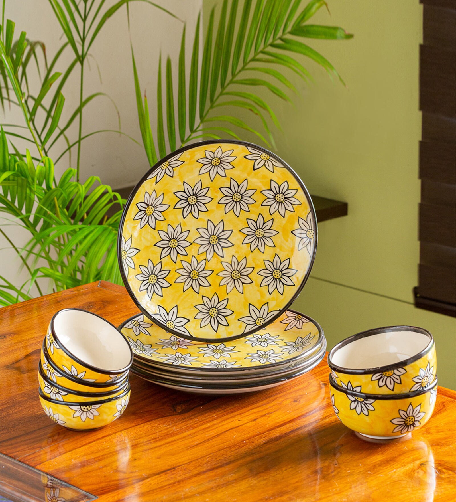 Buy Californian Sunflowers 10 Pcs Yellow & Black Ceramic Dinnerware Set ...
