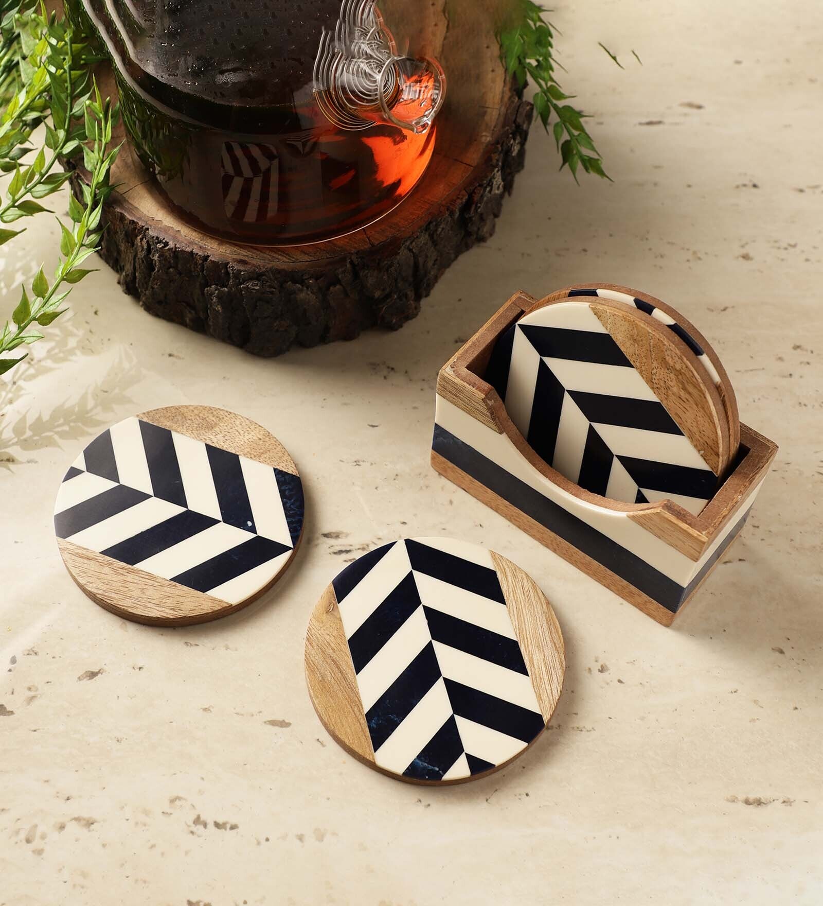 Buy Chevron Round (Set of 5) Engineered Wood Table Coaster by The Decor ...