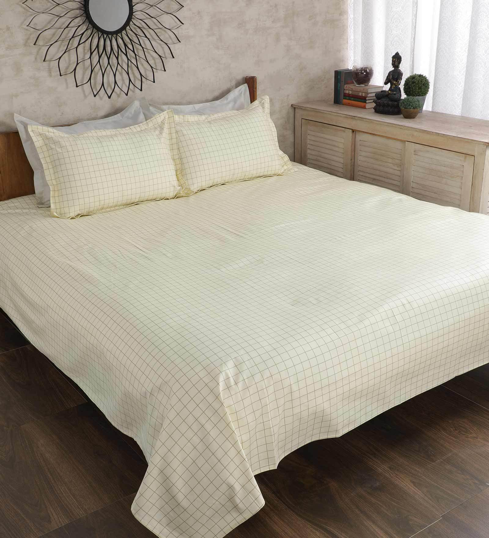 Buy Geometric Pattern Clara Microfibre 6 Pieces Double Size Bedding Set ...