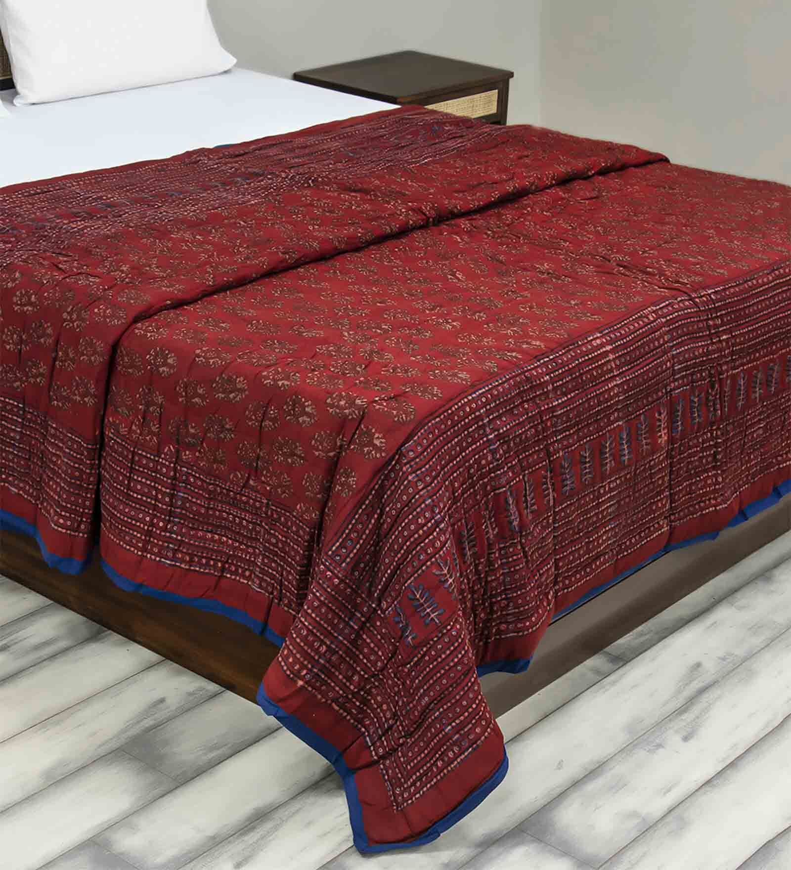 Buy Coral Cotton 170 GSM Double Bed Quilt by Fabindia by Fabindia ...