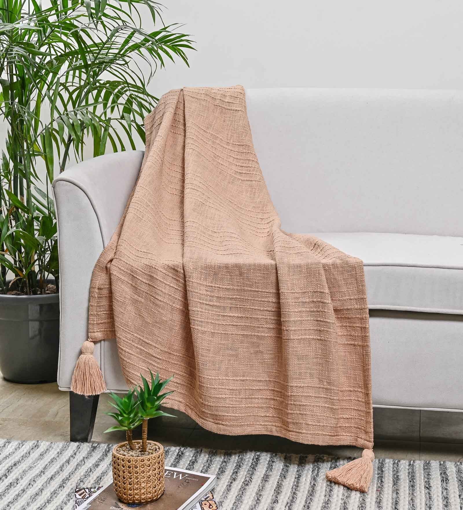 Buy Coral Cotton 60x50 Inches Throw at 38% OFF by Homzz | Pepperfry