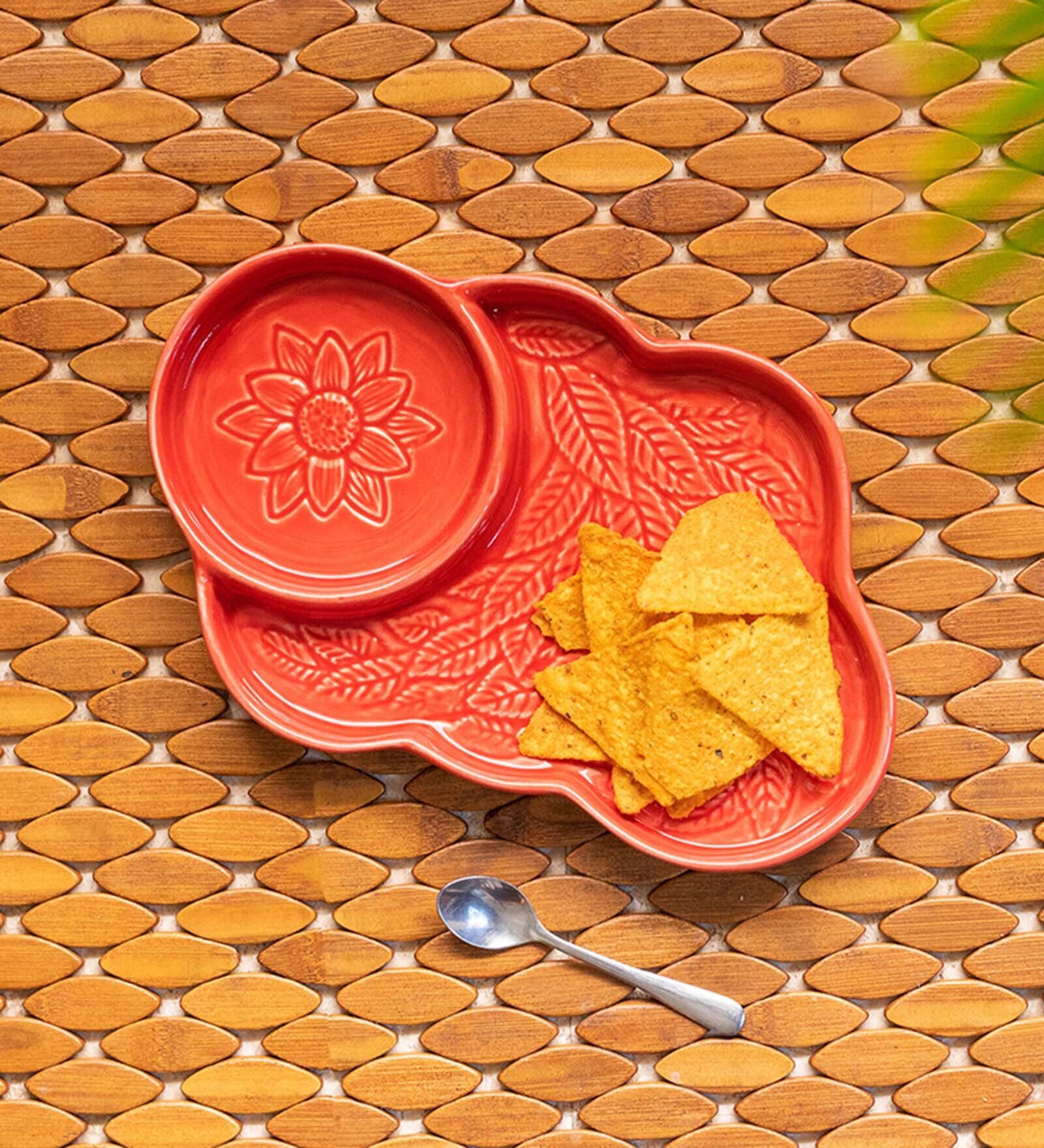 Buy Coral Reef Multicolour Ceramic Appetizer Platter at 41% OFF by ExclusiveLane | Pepperfry