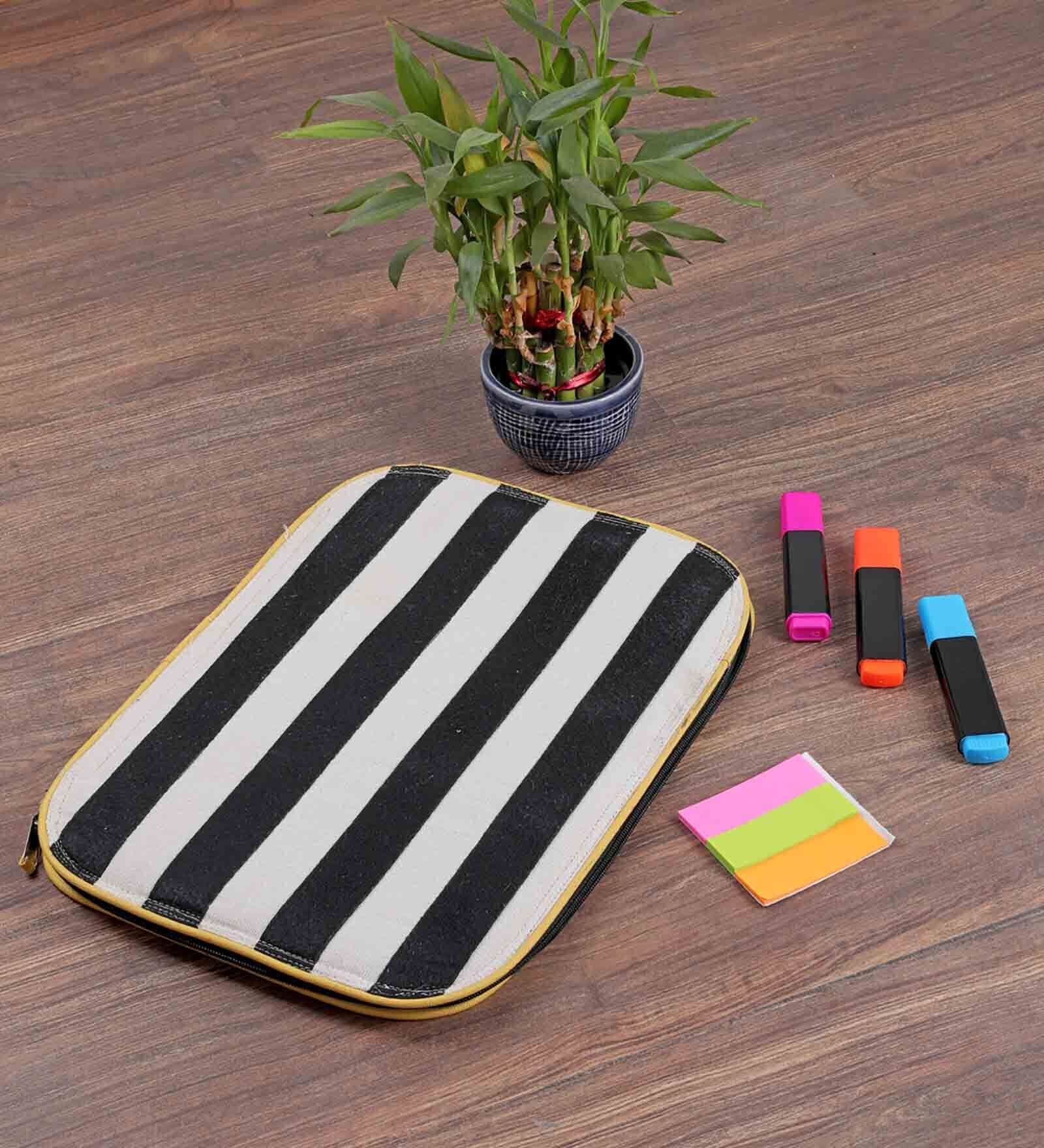 Buy Cream Canvas Foldable Drawer Organisers at 68% OFF by My gift booth ...