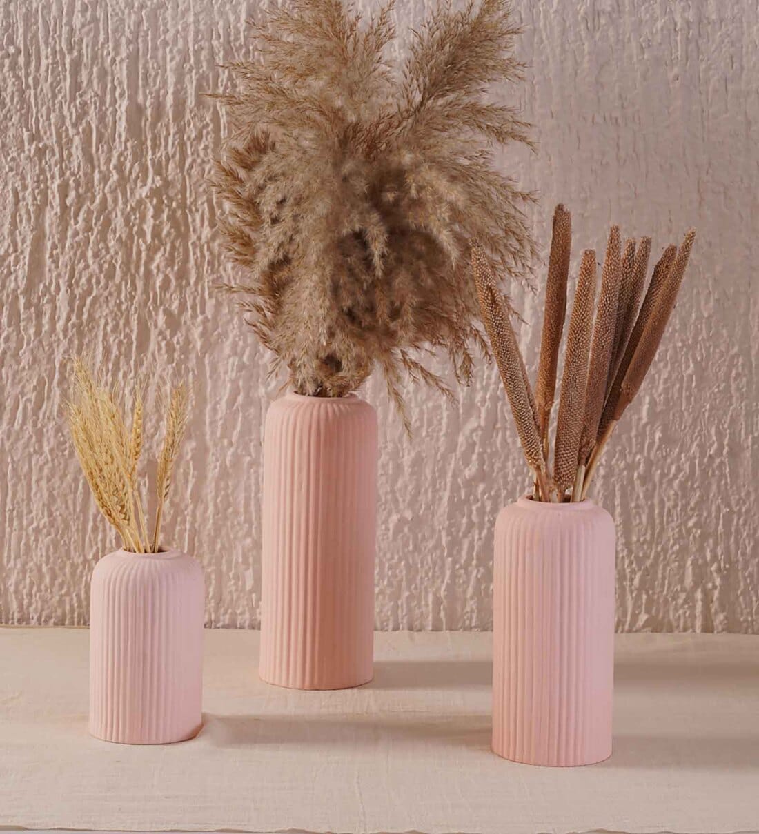 Buy Decorative Ribbed Set Of 3 Pink Ceramic Vase at 42% OFF by ...