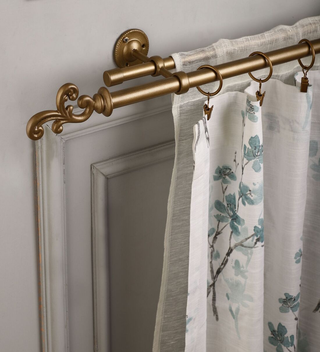 Buy Gold Iron 48 - 88 Inches Expandable Curtain Rod with Accessories at ...