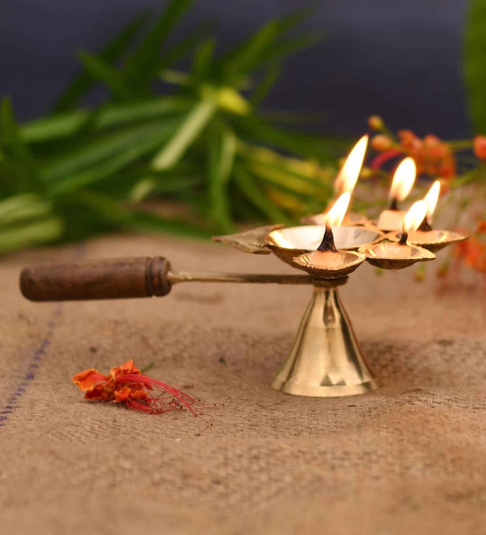 Buy Gold Metal Diya at 43% OFF by CraftVatika | Pepperfry