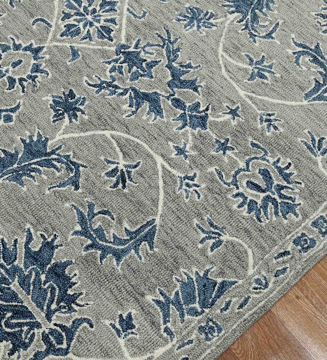 Buy Gray Wool Romania 4x6 Feet Hand-Tufted Carpet by Saraswati Global ...