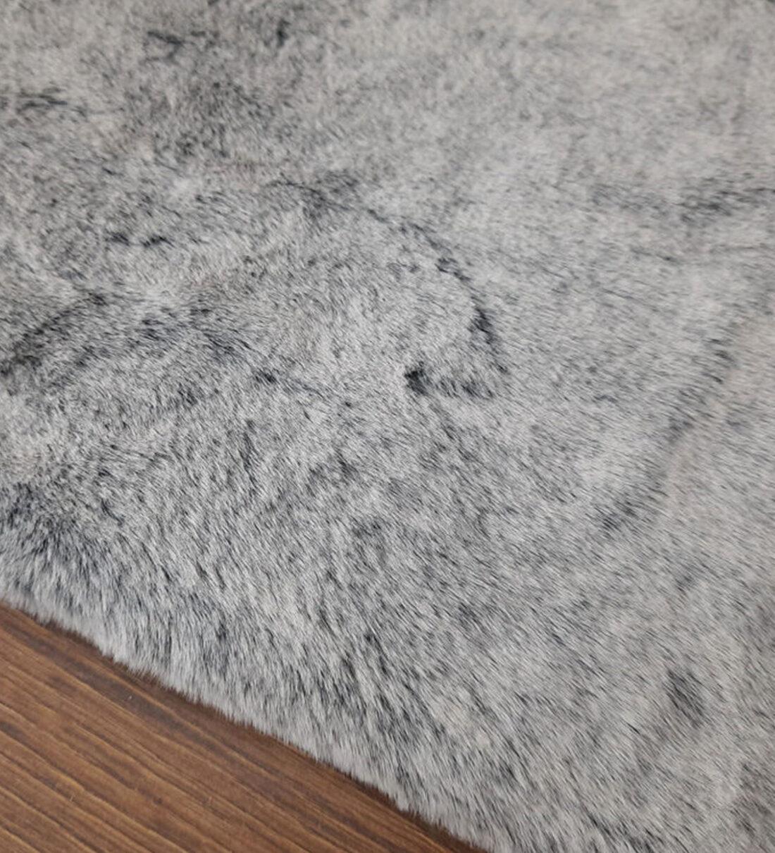 Buy Grey Shaggy Polyester 5 ft x 7 ft Shaggy Carpet by Loomkart Online ...