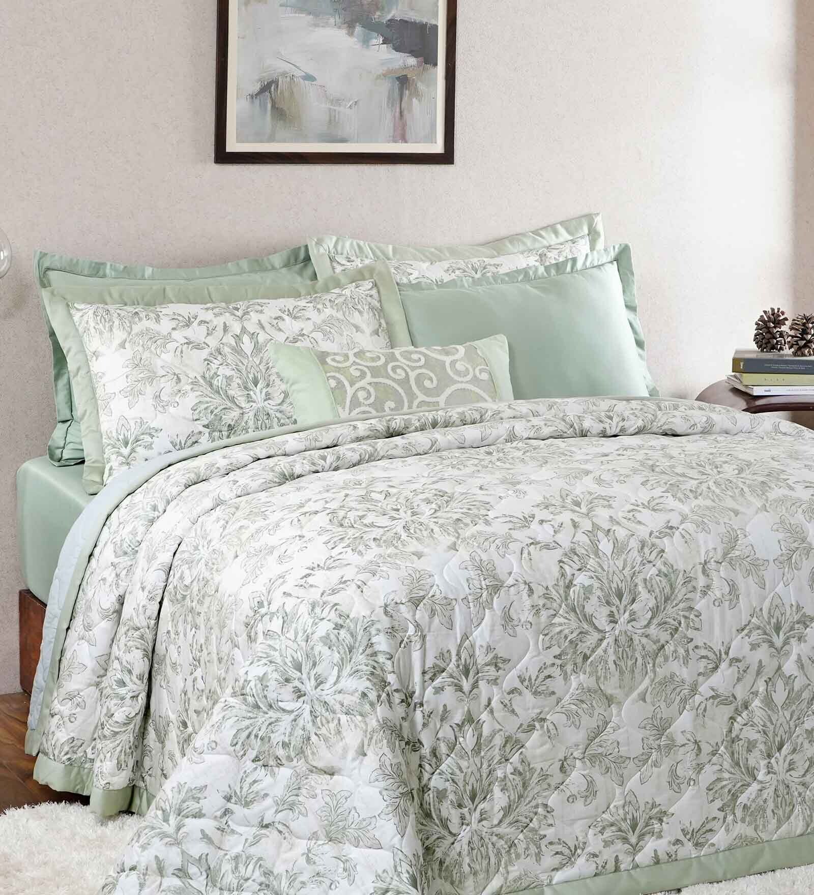 Buy Green Abstract 145 GSM Cotton 8 Pieces Quilt Set Tranquil Essence ...