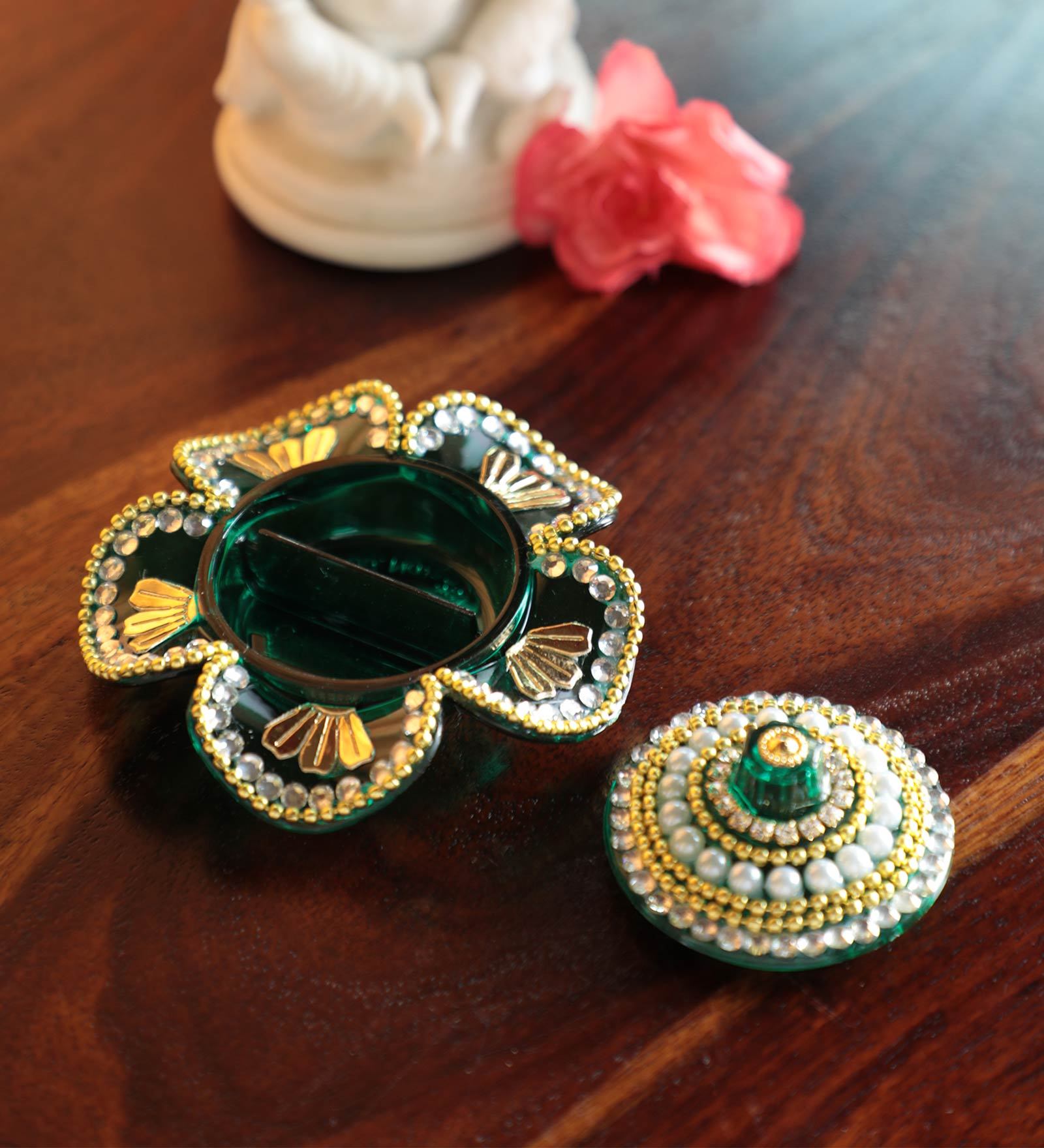 Buy Green Acrylic Green Flower Haldi Kumkum Box By Itiha at 40% OFF by ...