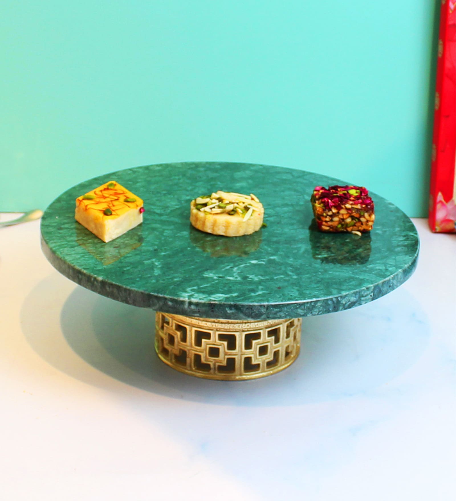 Buy Green Garnet Marble & Metal Cake Stand at 100% OFF by IZZHAAR ...