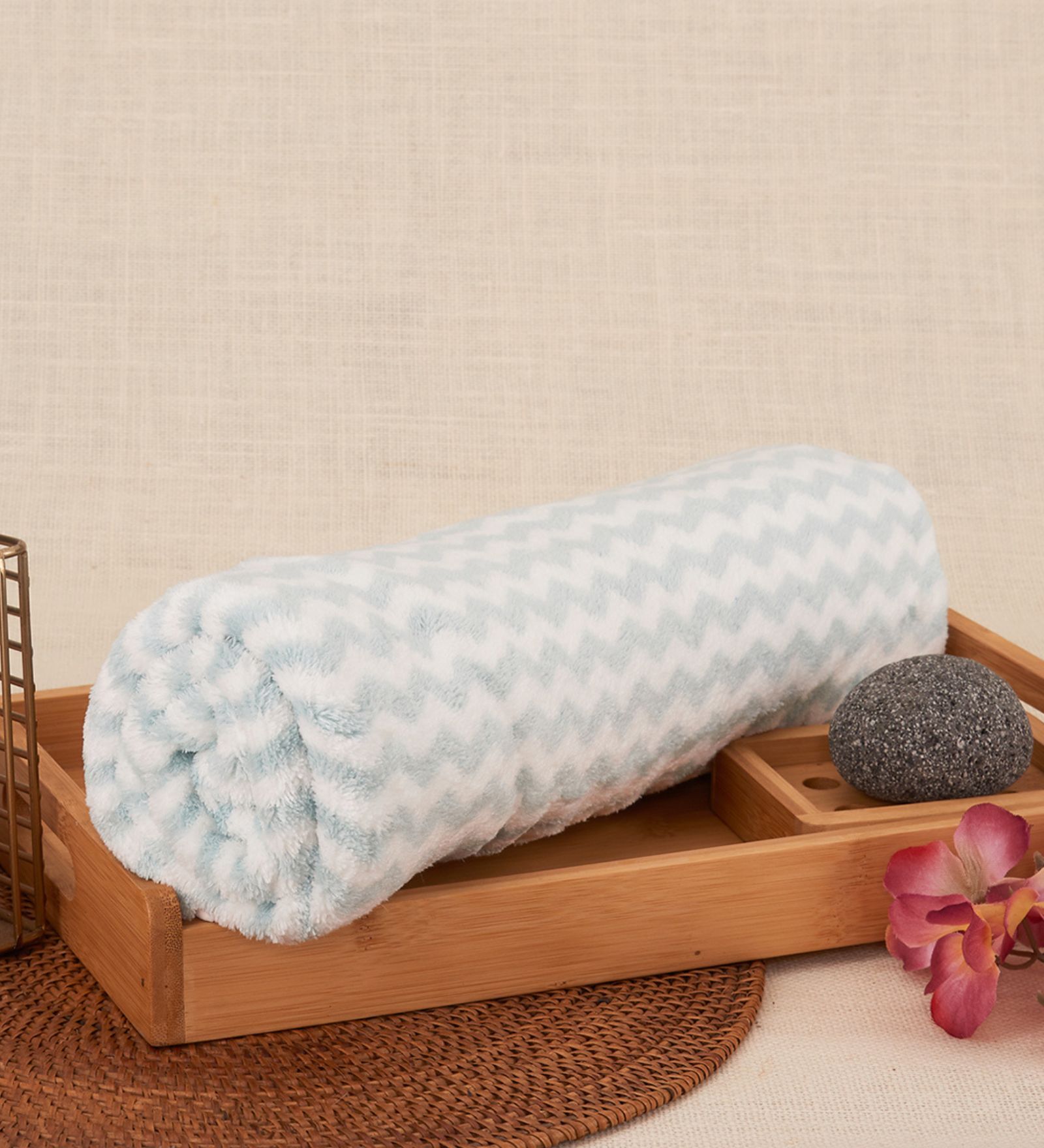 Buy Green Microfiber Patterned 350 GSM 3 Pcs Bath Towels at 38% OFF by ...