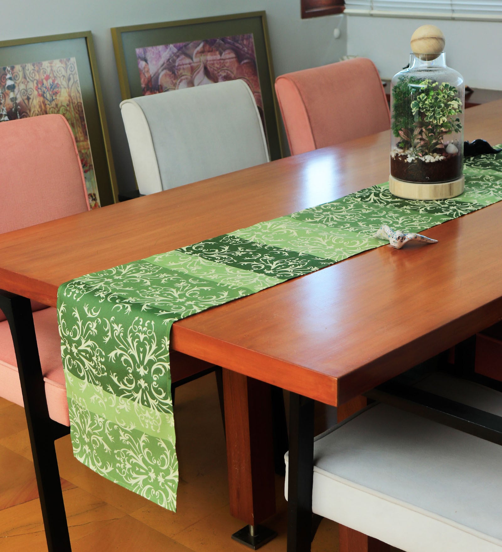 Buy Zeba (12x84) Green Polyester Table Runner at 5% OFF by Zeba | Pepperfry