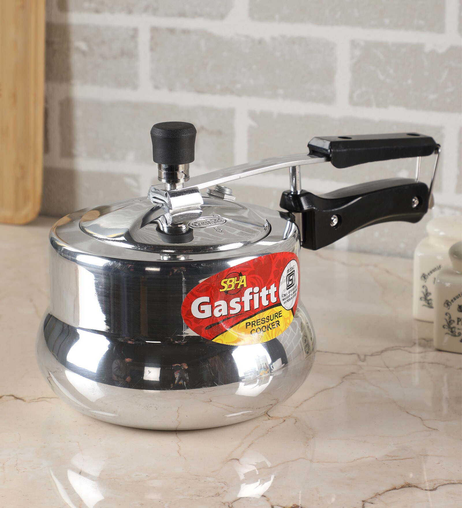 Buy Handiya Aluminium 2 Ltr. Pressure Cooker-Inner Lid By Gasfitt Online - Pressure Cookers ...