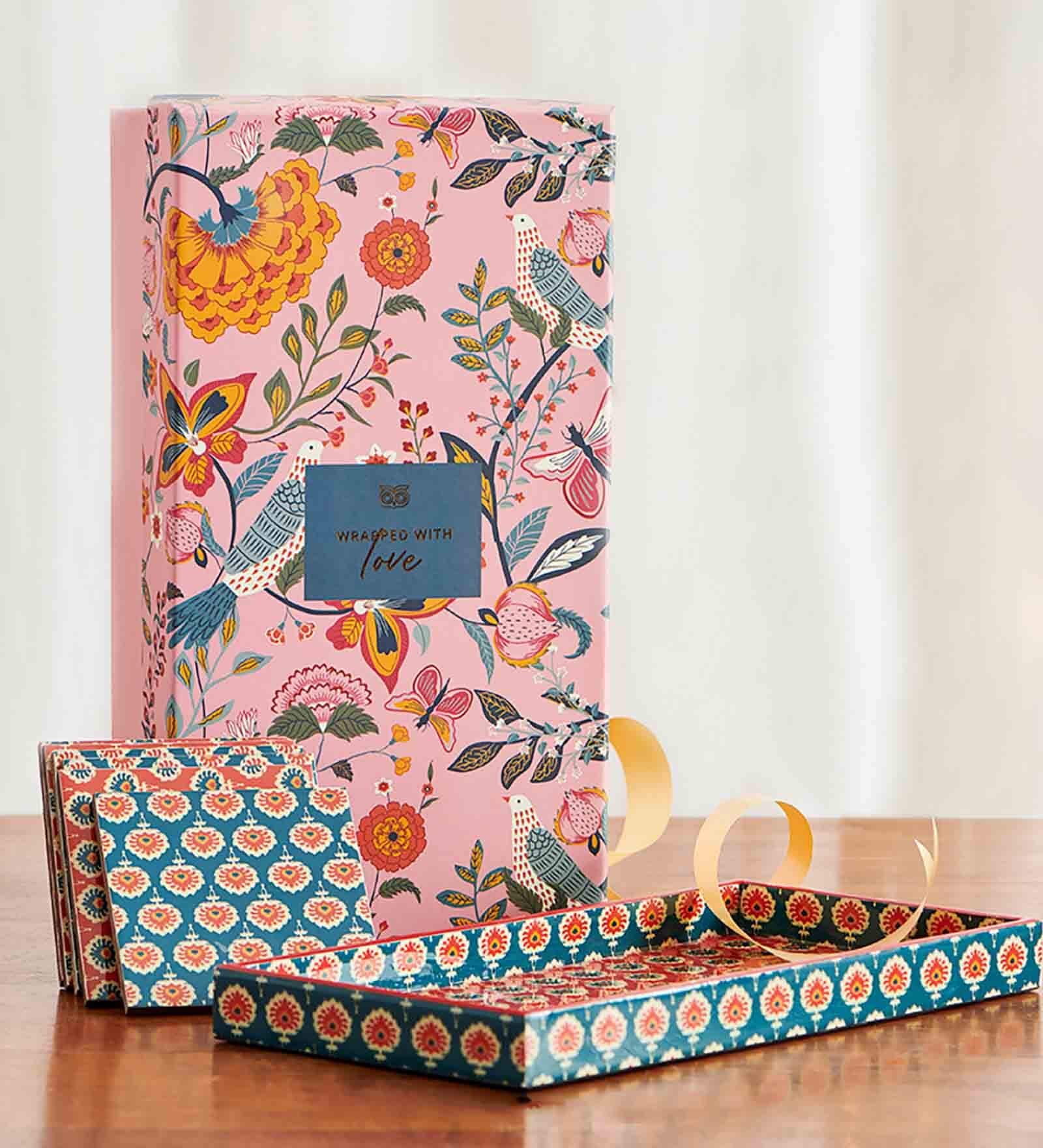 Buy Host Tray And Coasters Gift Set at 4% OFF by Chumbak | Pepperfry