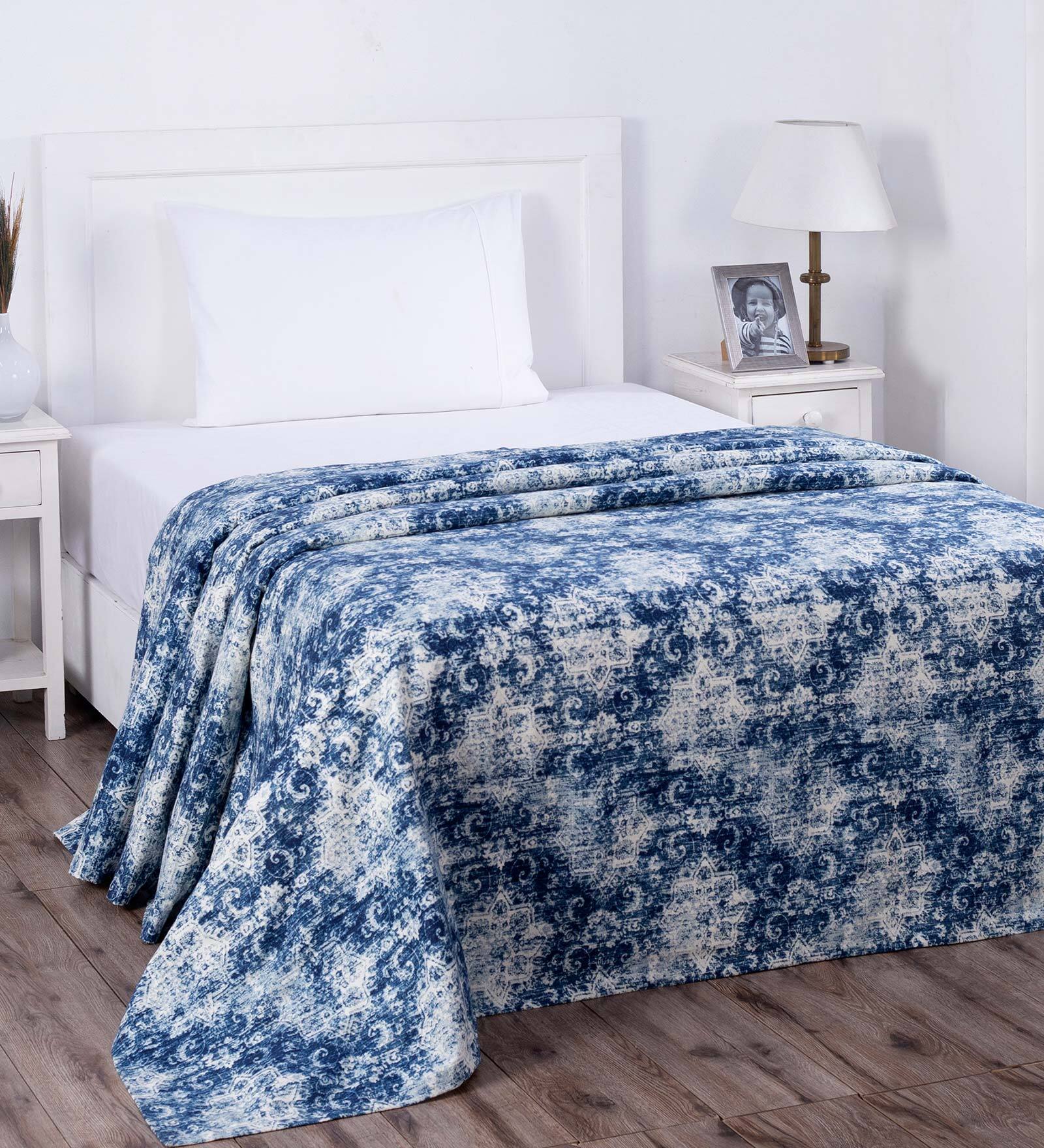 Buy Blue Abstract 300 TC Cotton and Viscose Single Bed Cover by Maspar ...