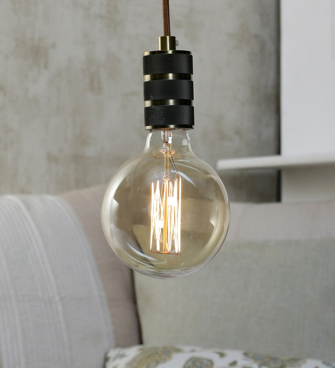 Buy Transparent Glass Shade Filament Bulbs With Black Base By Jainsons ...