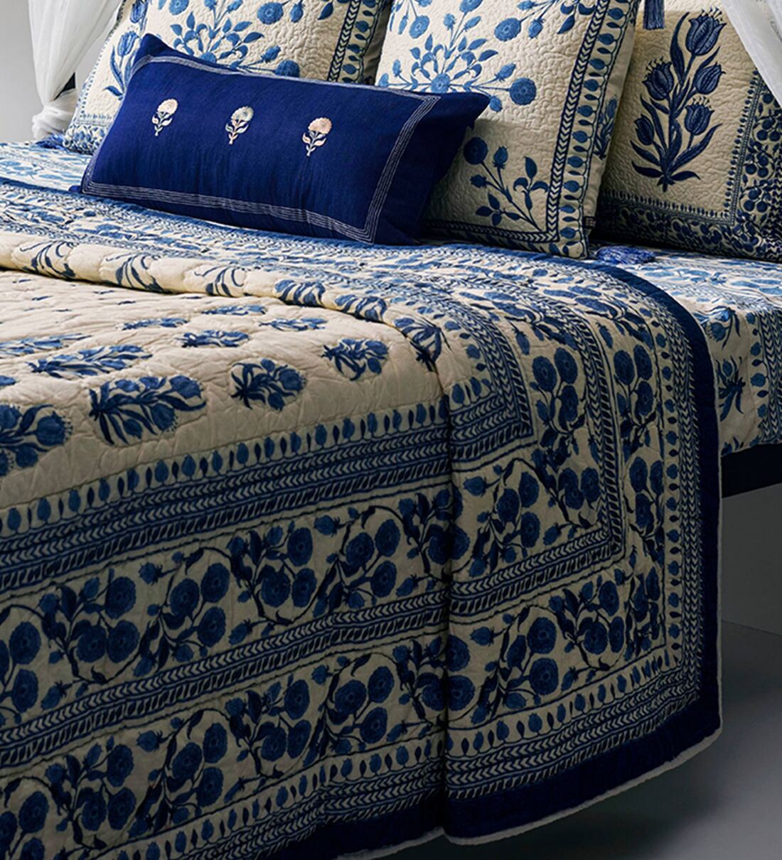 Buy Blue Cotton 200 AC Room Double Bed Quilt by Ritu Kumar Home at 41% ...