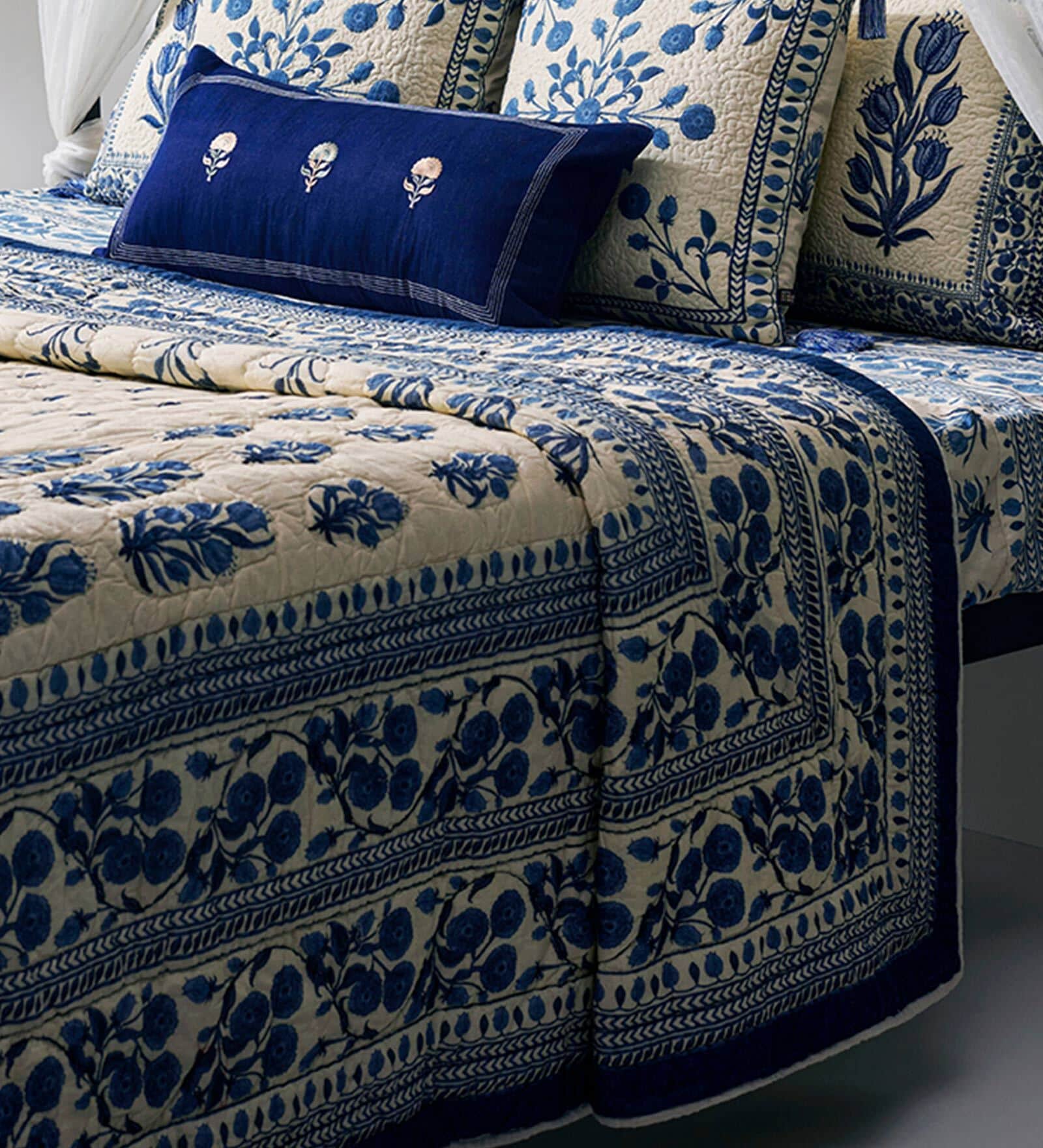 Buy Blue Cotton 200 AC Room Double Bed Quilt by Ritu Kumar Home at 41% ...