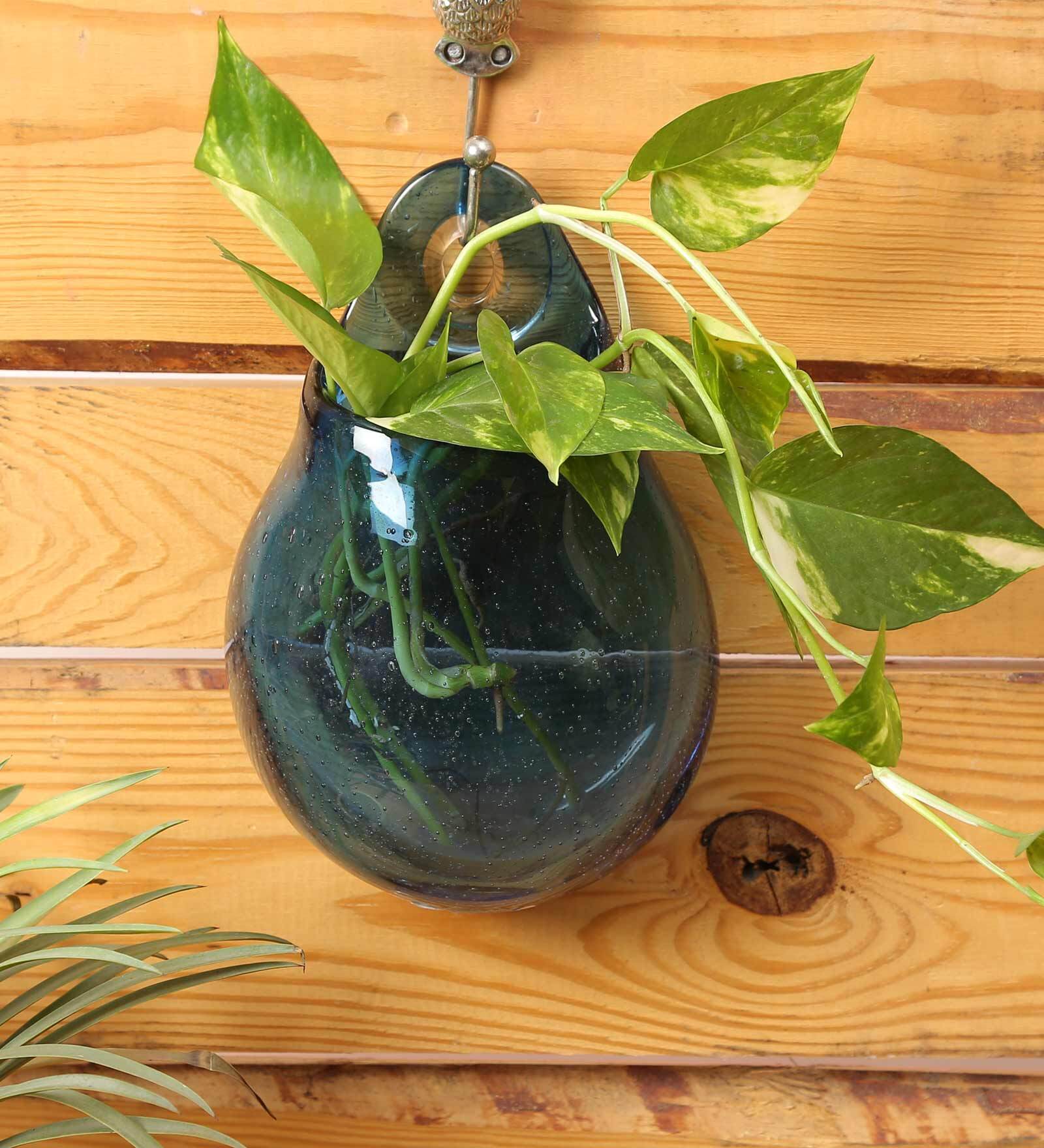 Buy Kristall Glass Table Vase at 20% OFF by Home4U | Pepperfry