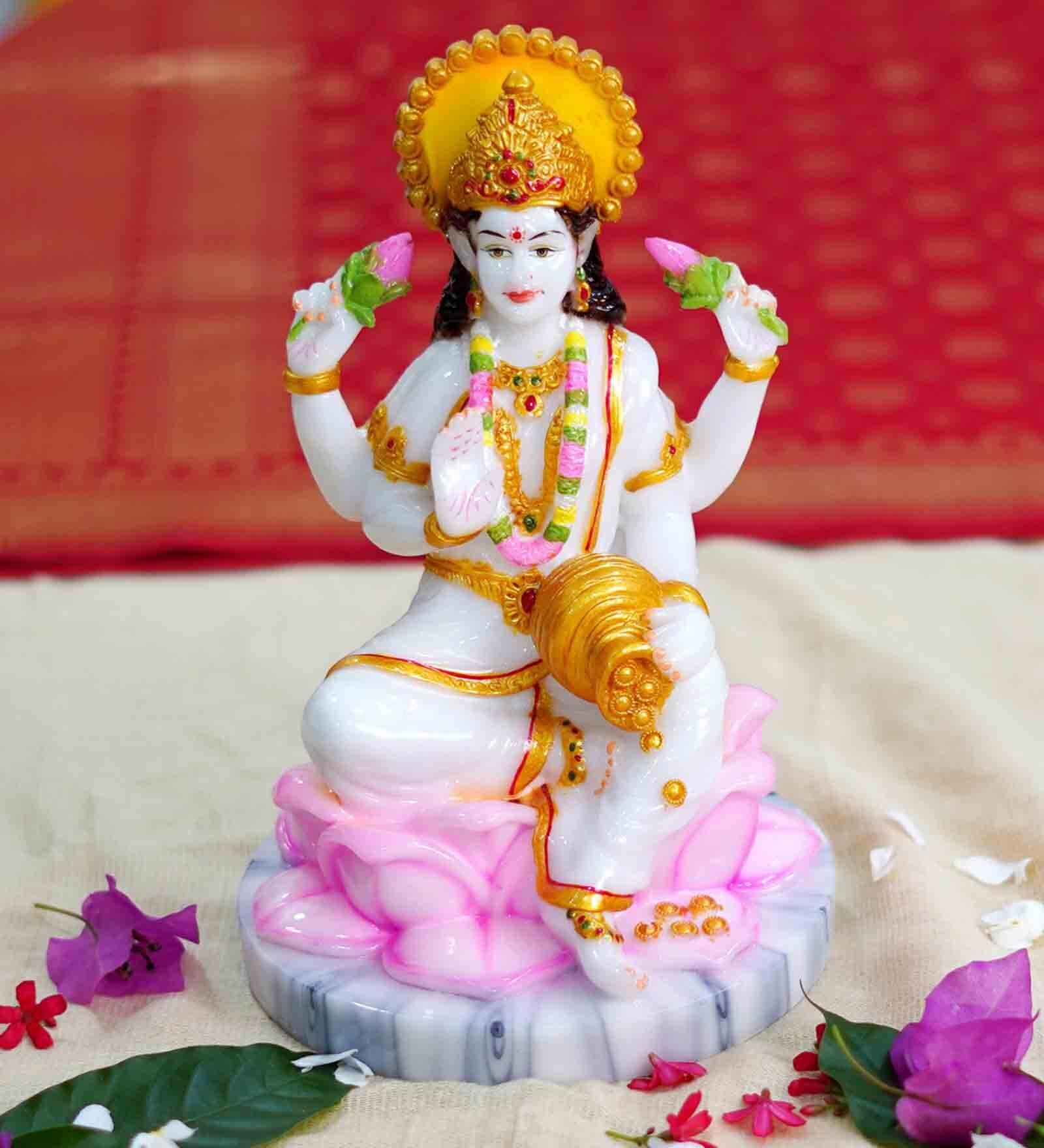 Buy Laxmi Handpainted Idol at 32% OFF by Chaque Decor | Pepperfry