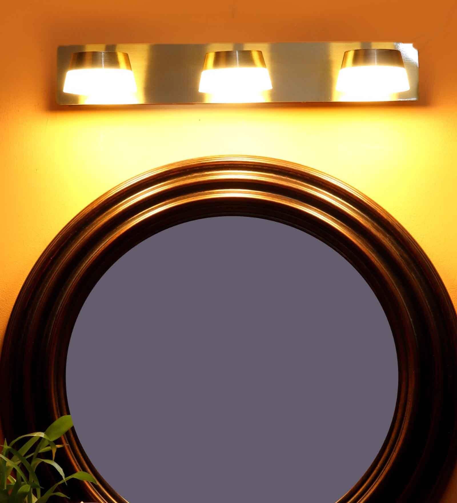 Buy Lorelai Metal LED Picture Light (Gold) at 2% OFF by LeArc Designer ...