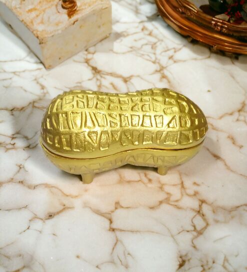 Buy Showpieces at Best Prices & Get Upto 50% Off | Pepperfry