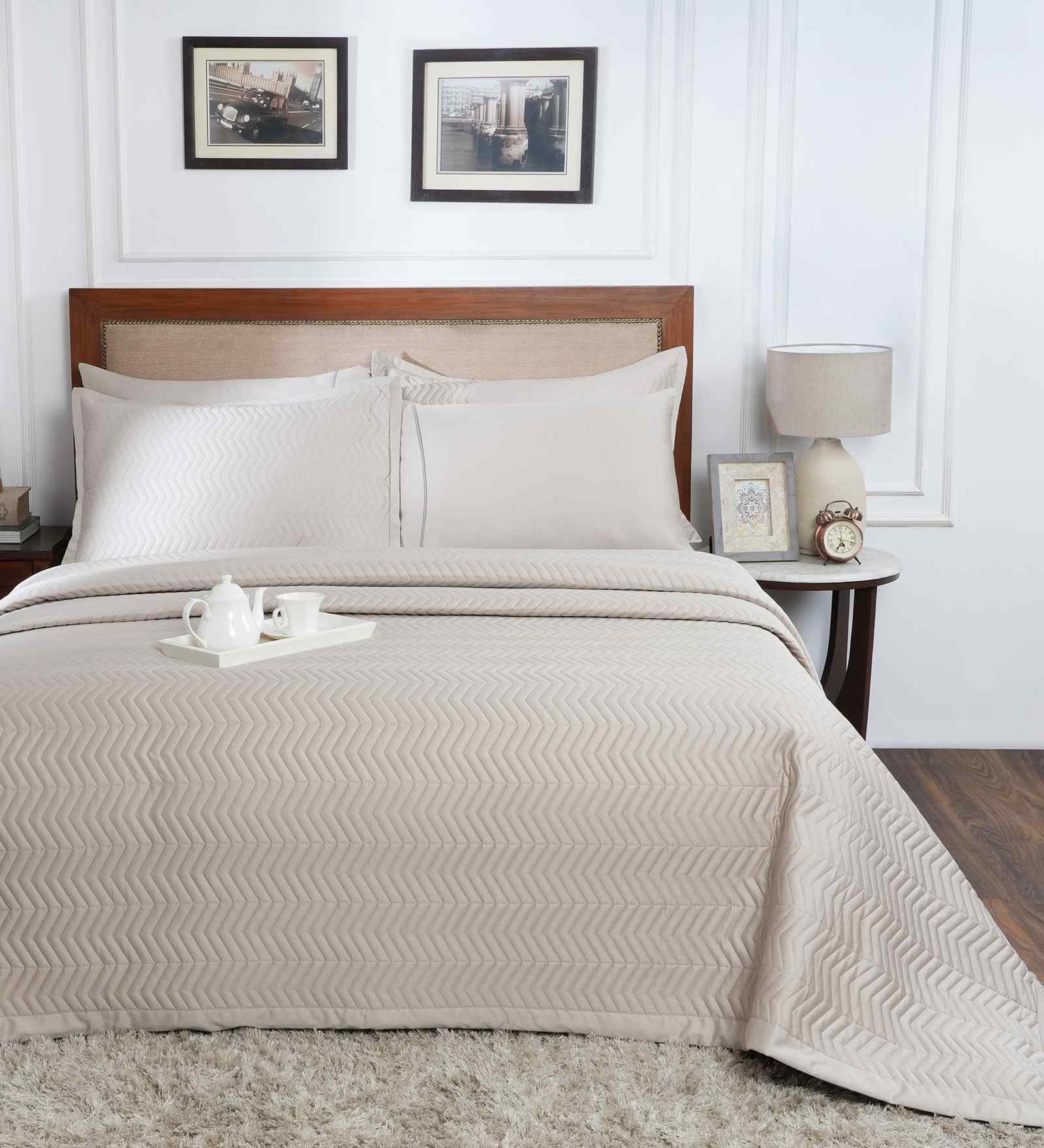 Buy Linen Cotton Polyester Solid 100 GSM Single Bed Quilt by Maspar ...