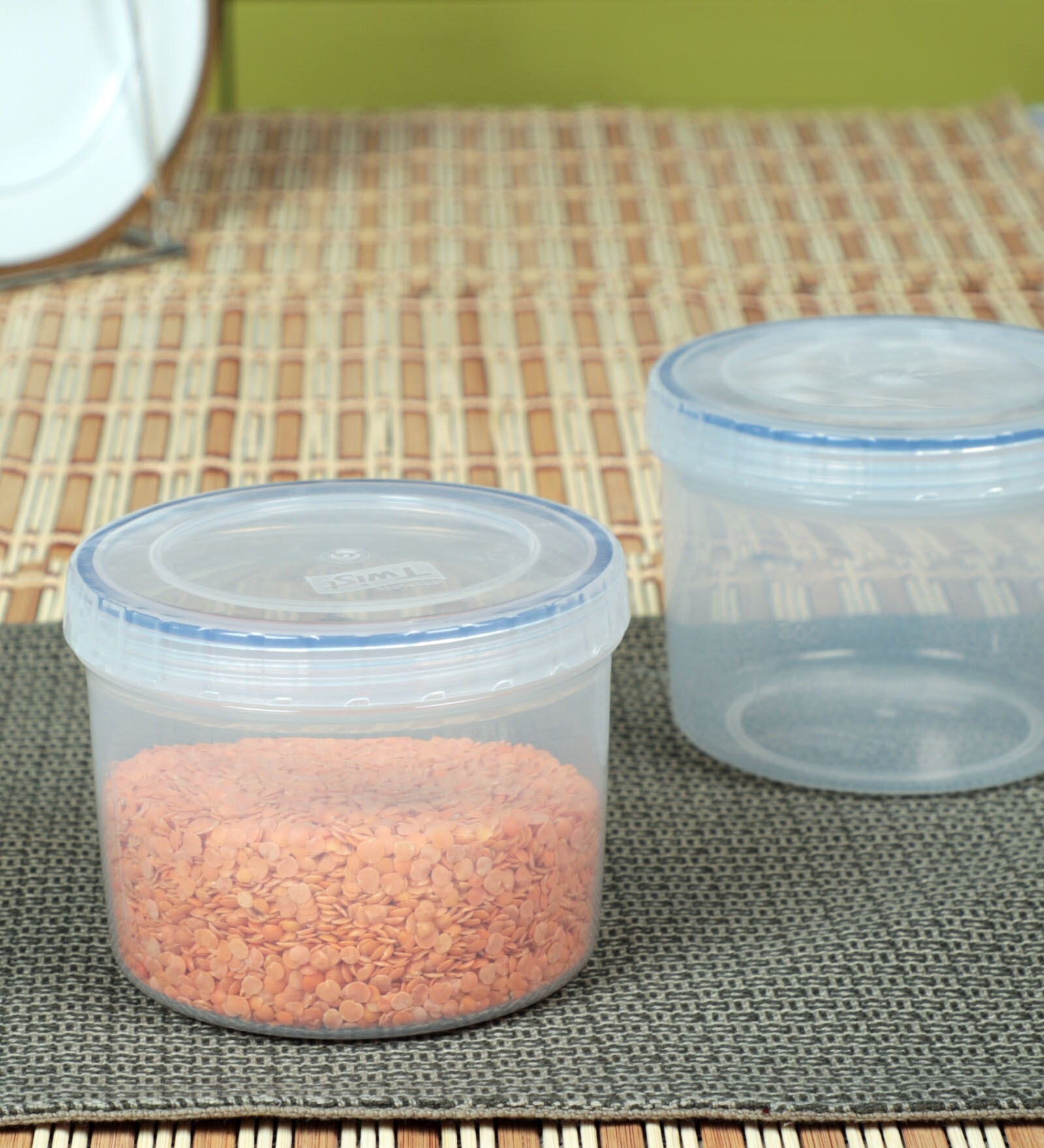 Buy 640 Ml Plastic Storage Container Set of 4 By Lock & Lock Online ...