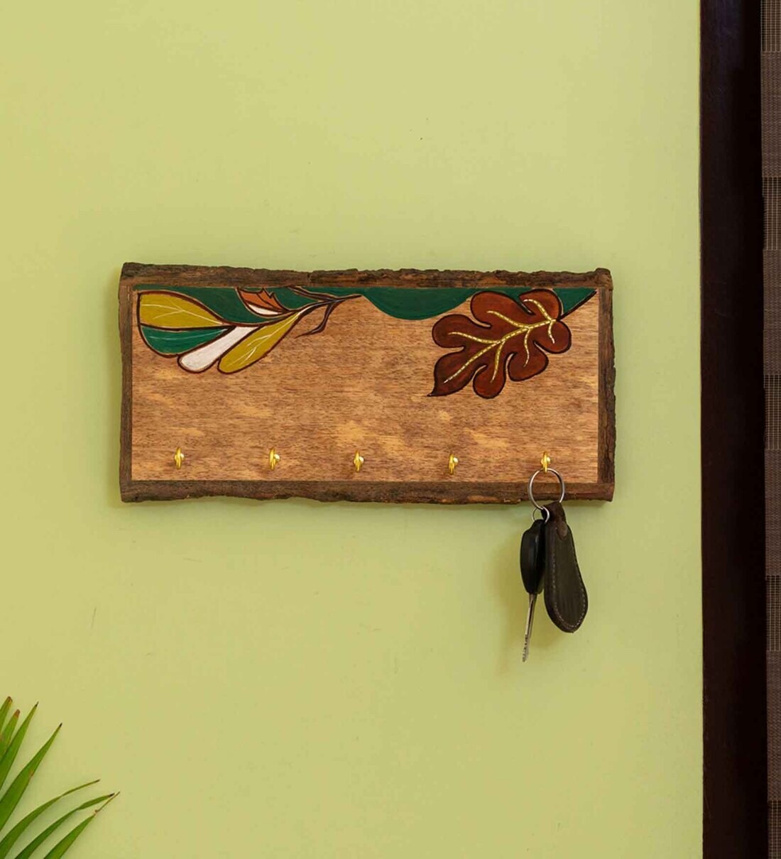 Buy Mango Wood Shades Of Leaf Key Holder at 47% OFF by ExclusiveLane ...