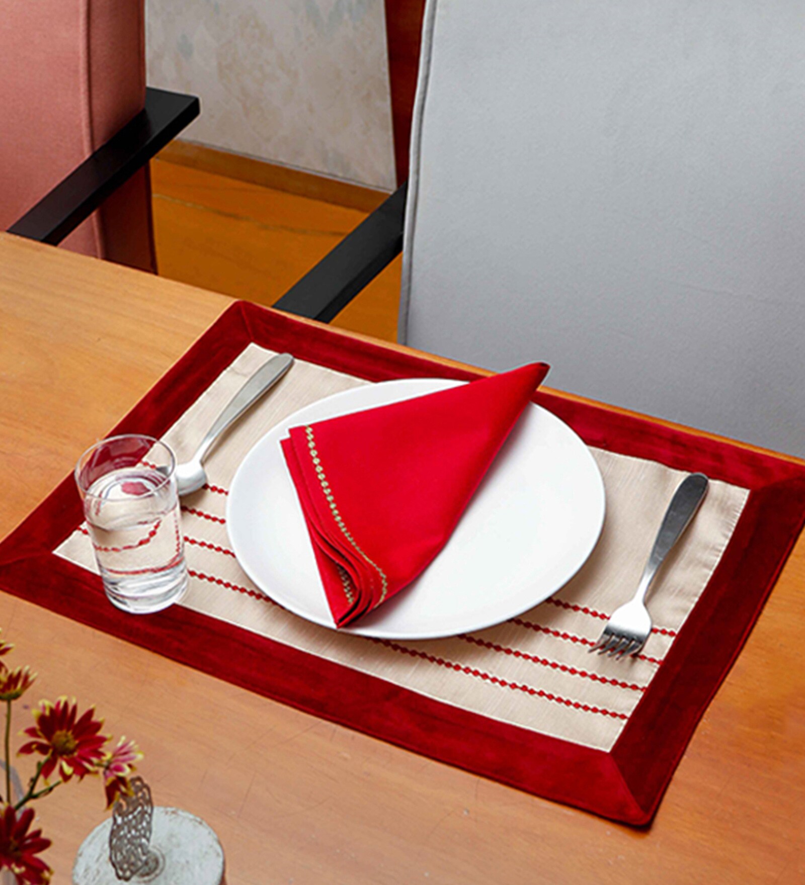 Buy Maroon Cotton and Polyester Embroiderded 13x19 Inches Table Mats ...