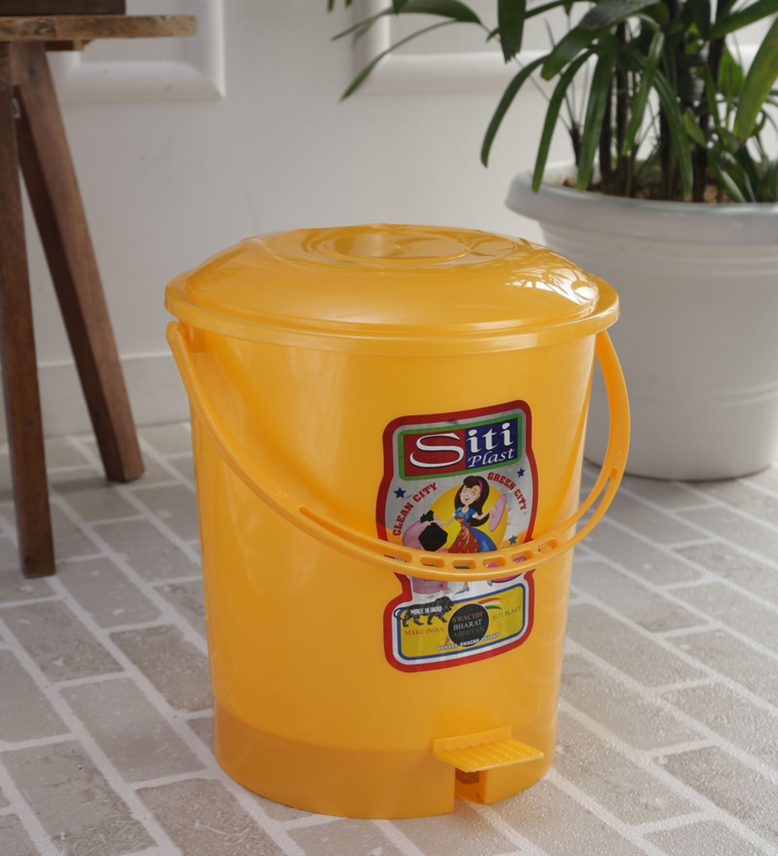 Buy 12 Litres Plastic Pedal Dustbin by Siti Plast at 18% OFF by Siti ...