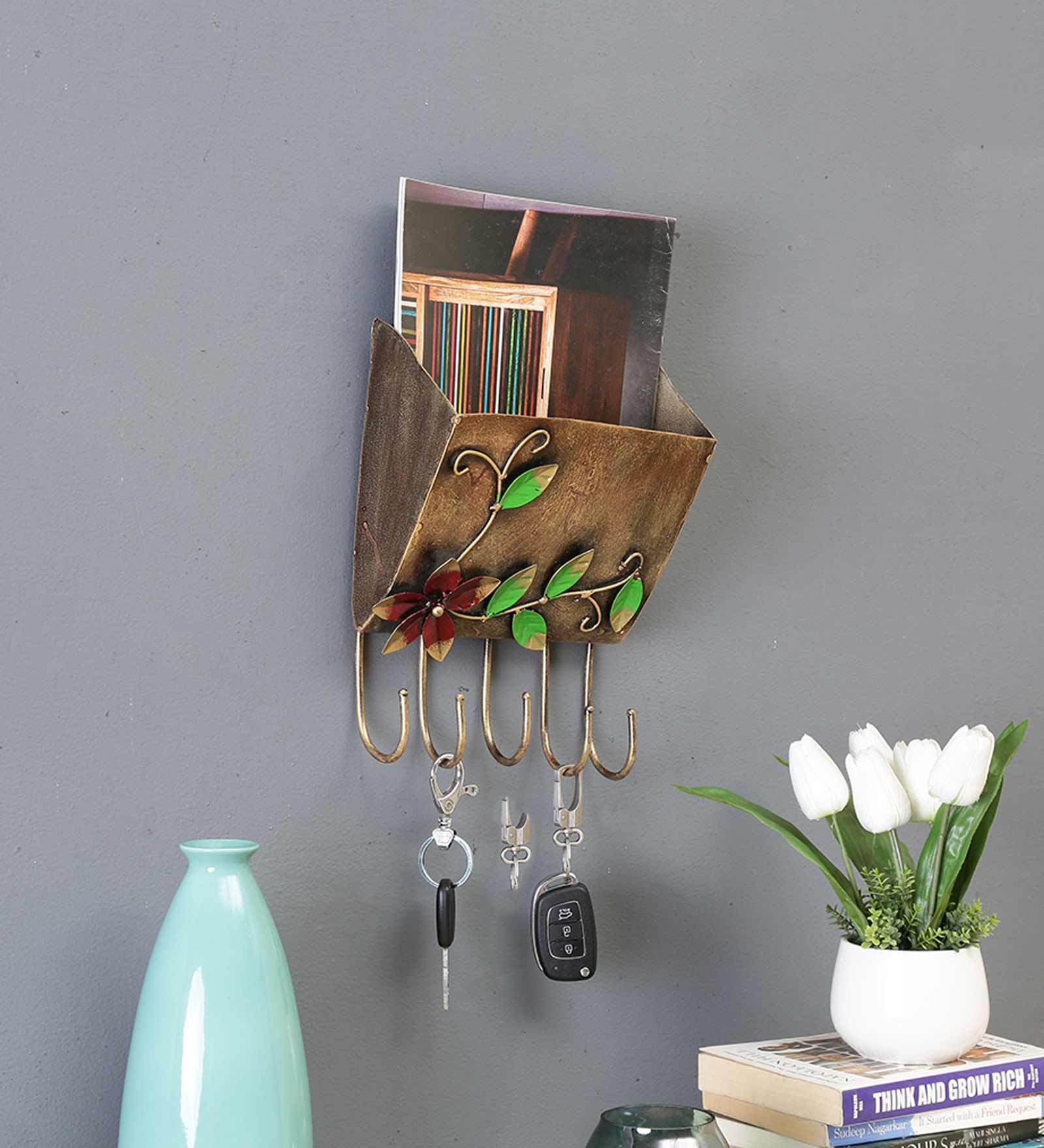 Buy Metal Wall Hook By Malik Design at 20% OFF by Malik Design | Pepperfry