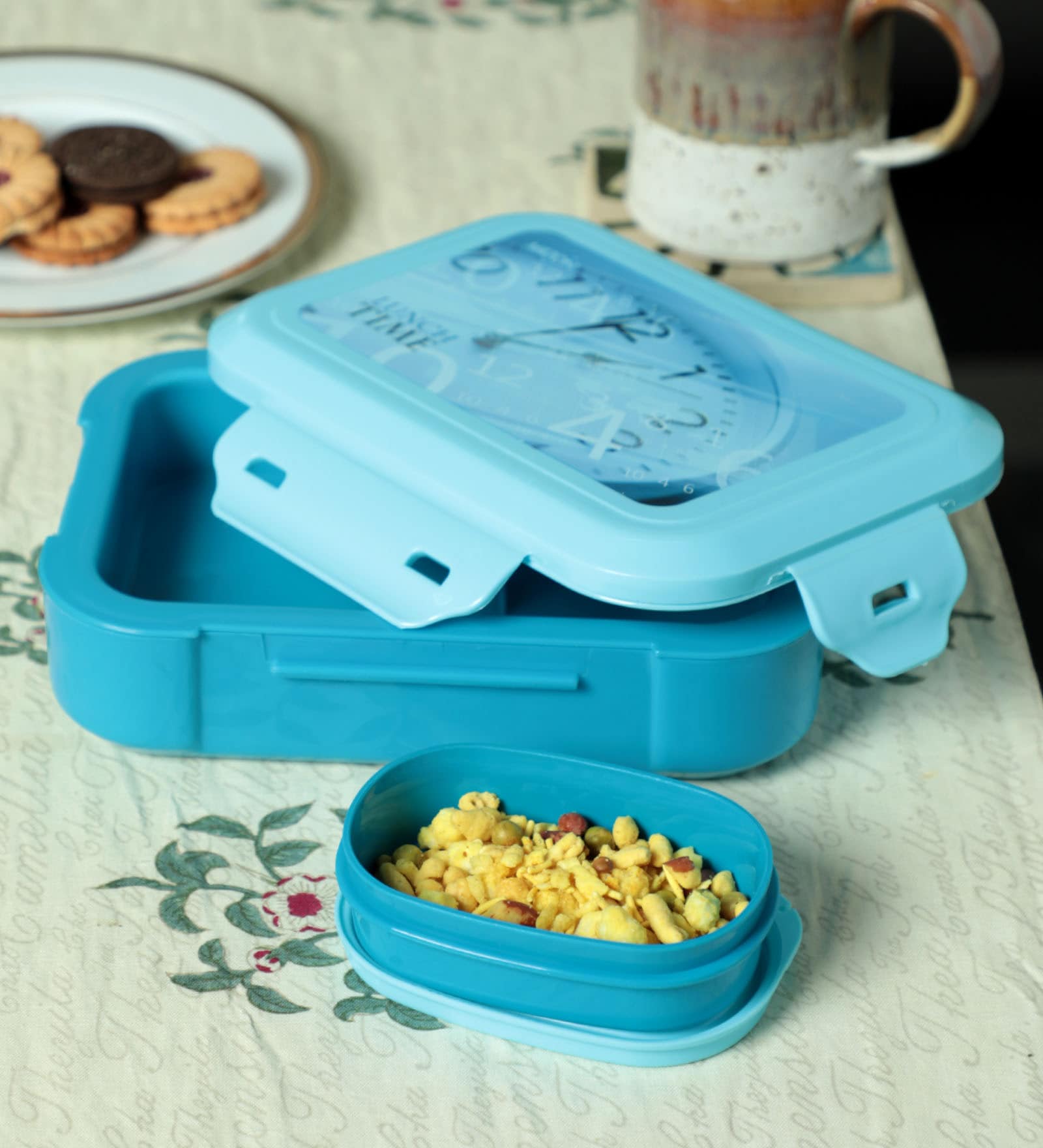 Buy Milton Quickbite Insulated Blue Lunch Box with Leak Lock at 100% ...