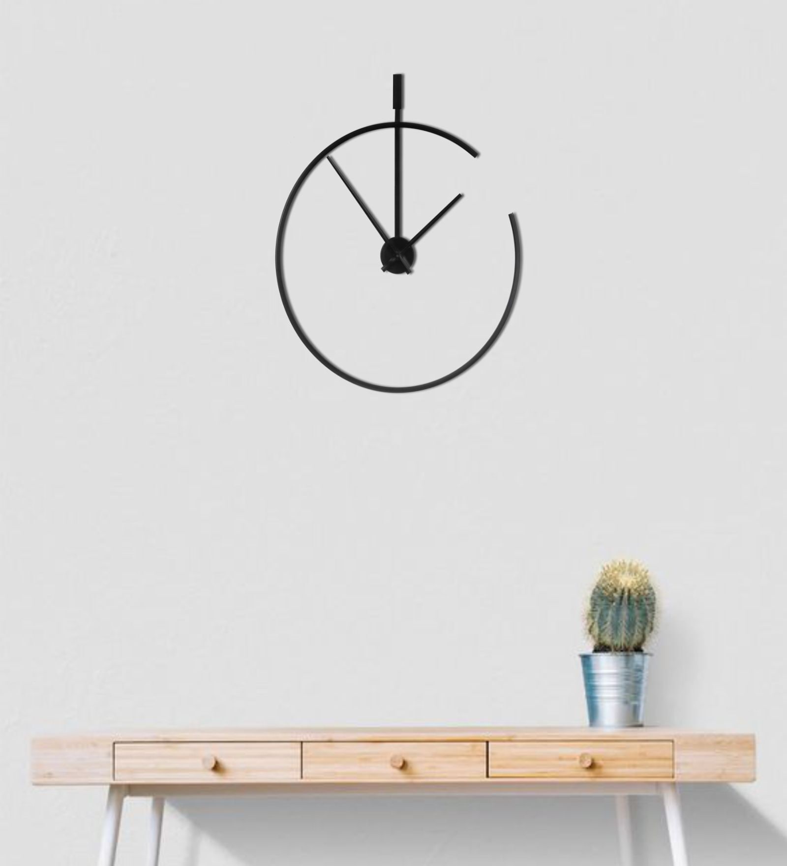 Buy Black Iron Novelty Wall Clock at 21% OFF by Decorativs | Pepperfry