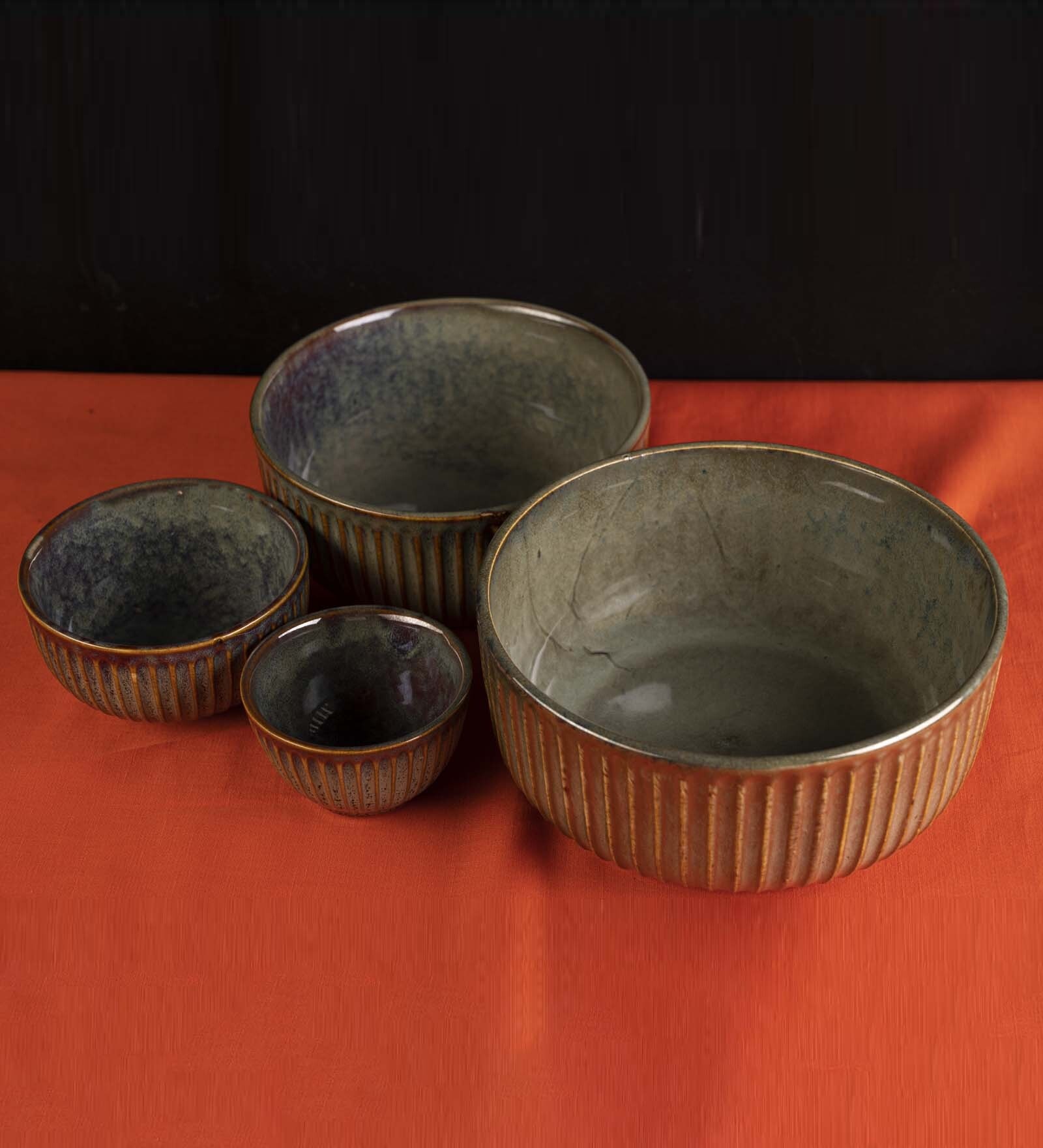 Buy Handmade Green Ceramic Dinner Bowl at 11% OFF by Amalfiee | Pepperfry